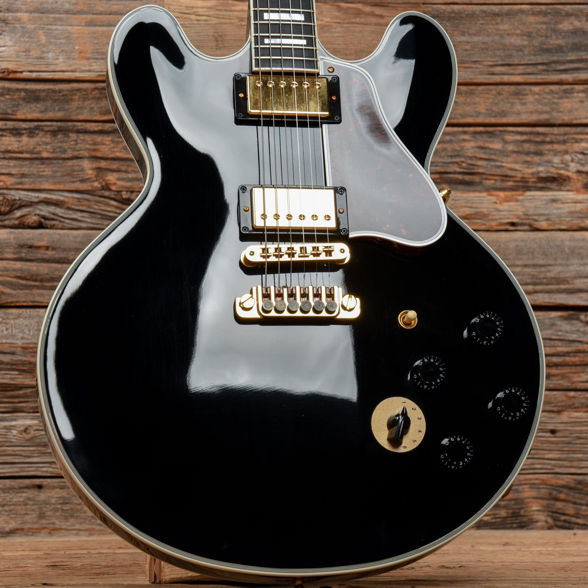 Gibson Lucille B.B. King Signature Ebony 2014 – Chicago Music Exchange