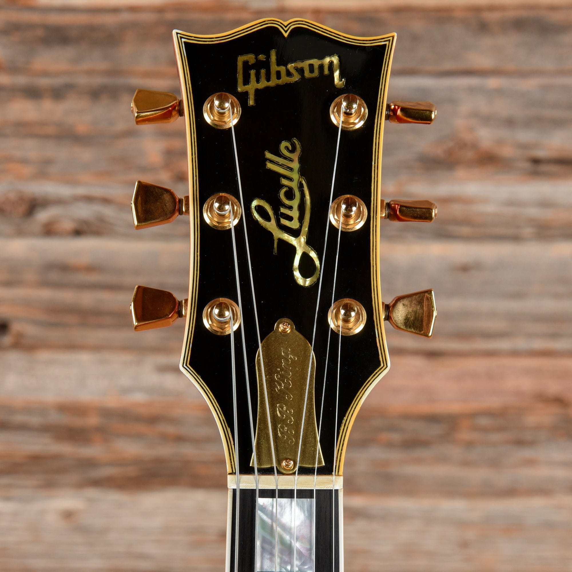 Gibson Lucille BB King Signature Cherry 1995 – Chicago Music Exchange