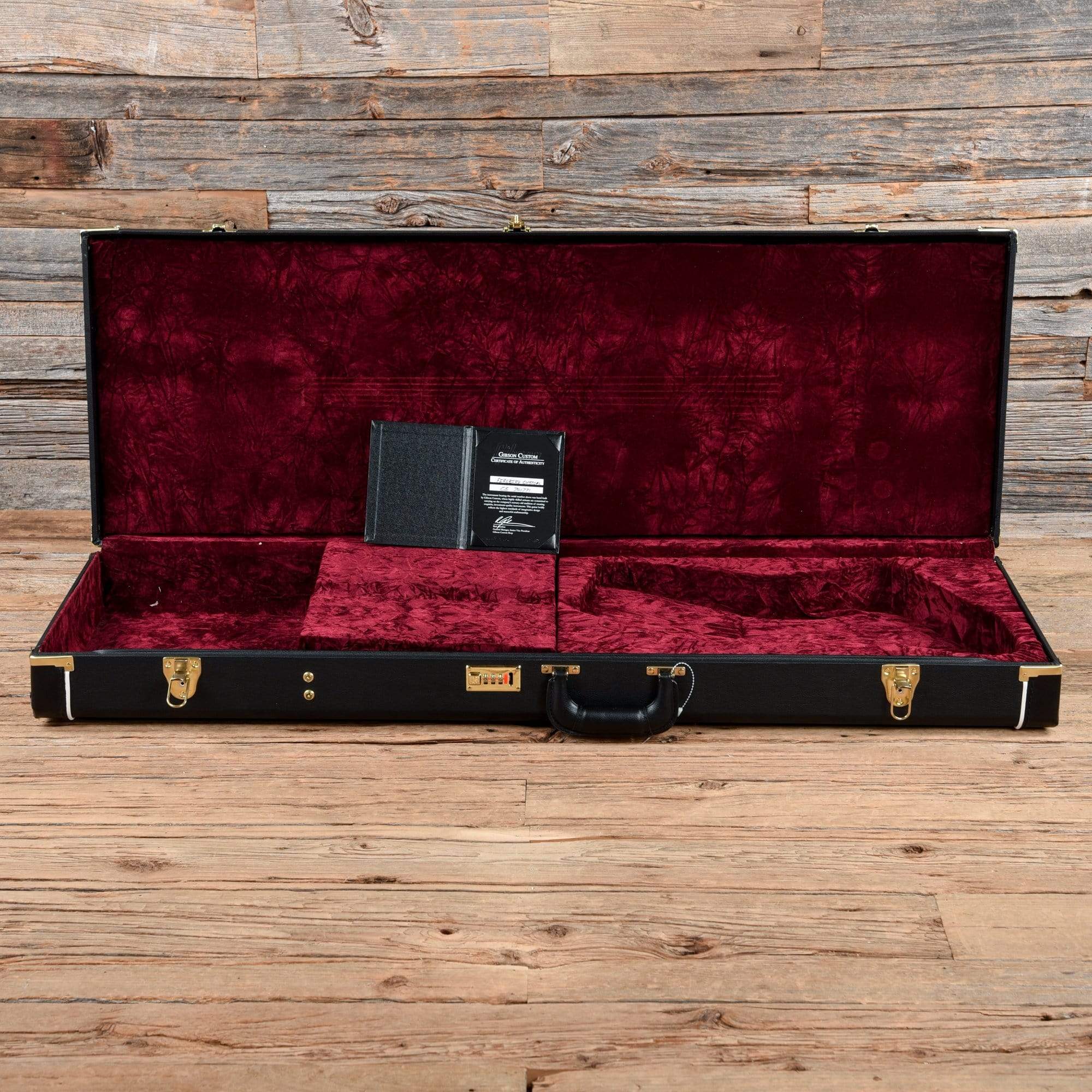 Gibson Custom Firebird Custom Black 2017 – Chicago Music Exchange