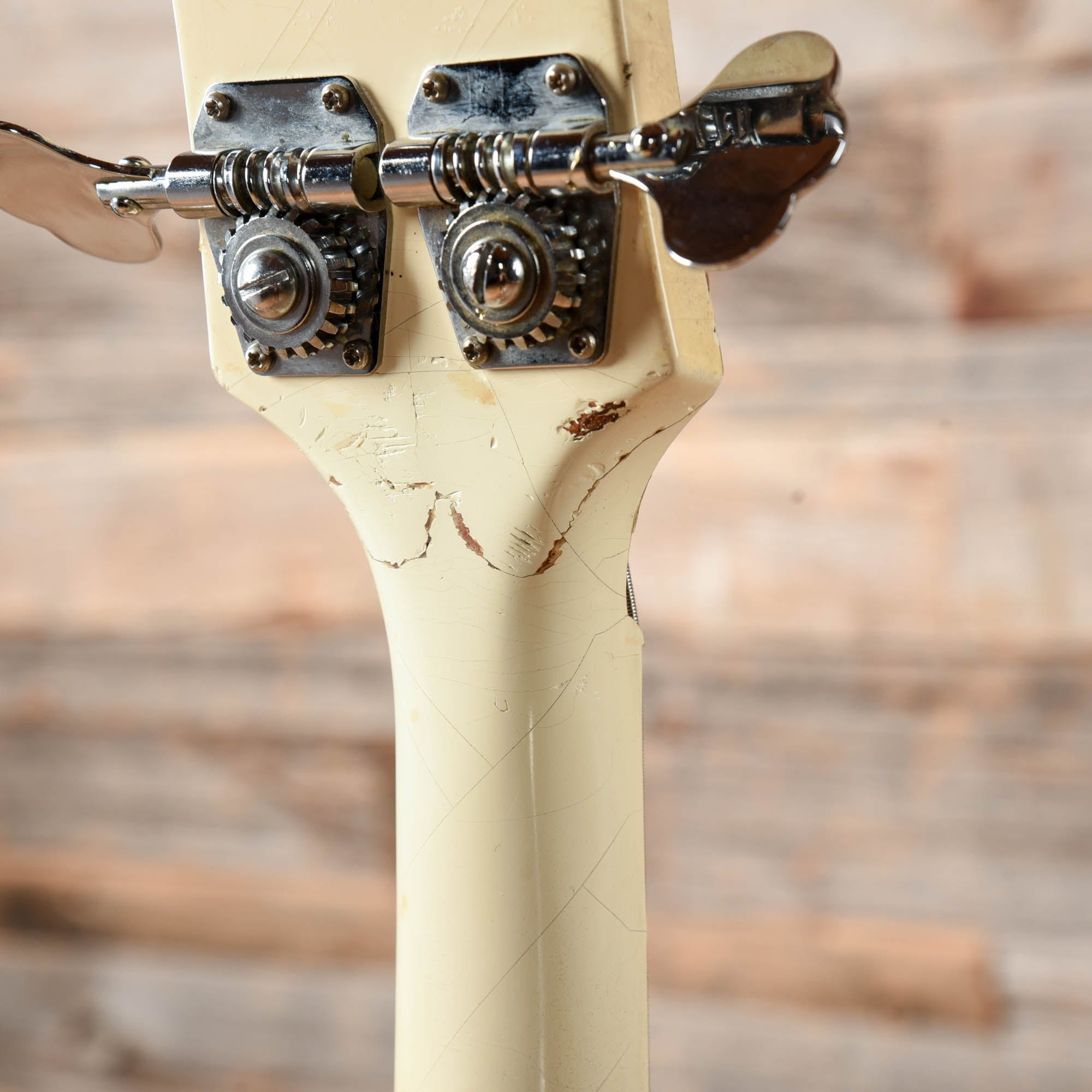 Gibson EBS-1250 Polaris White 1968 – Chicago Music Exchange