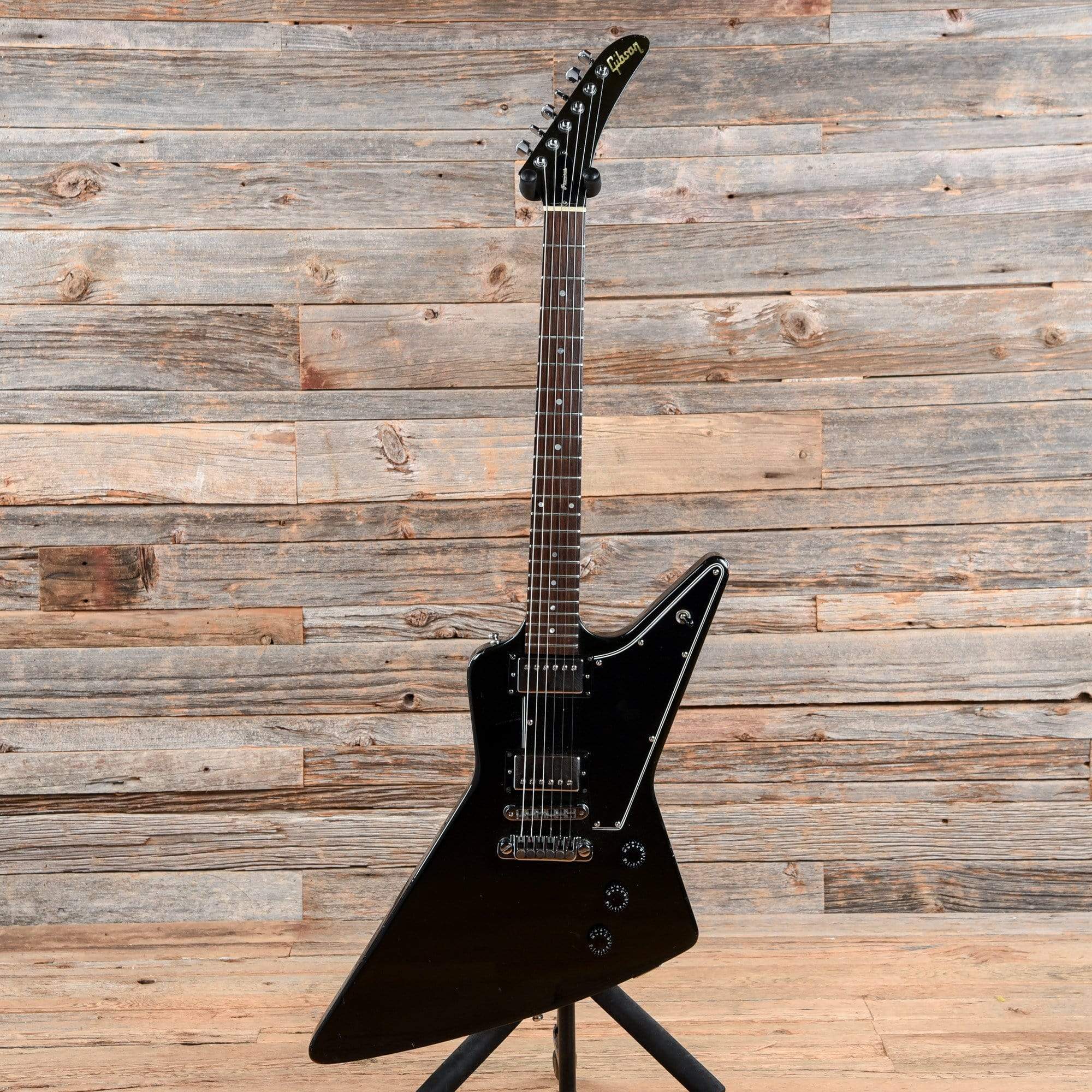 Gibson Explorer Black 1978 – Chicago Music Exchange