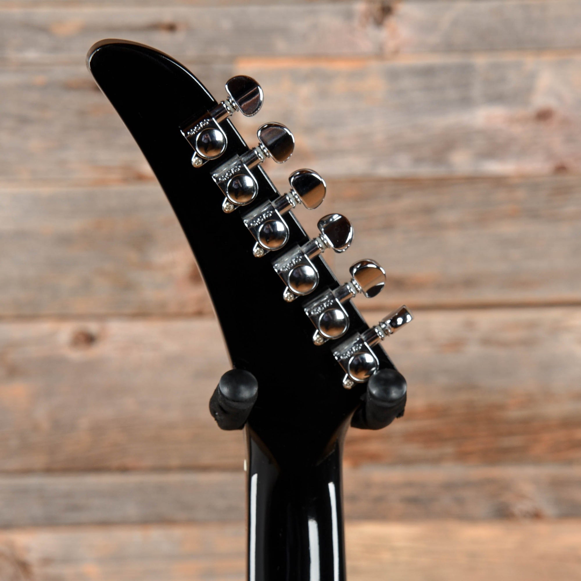 Gibson Explorer Ebony 2010 – Chicago Music Exchange