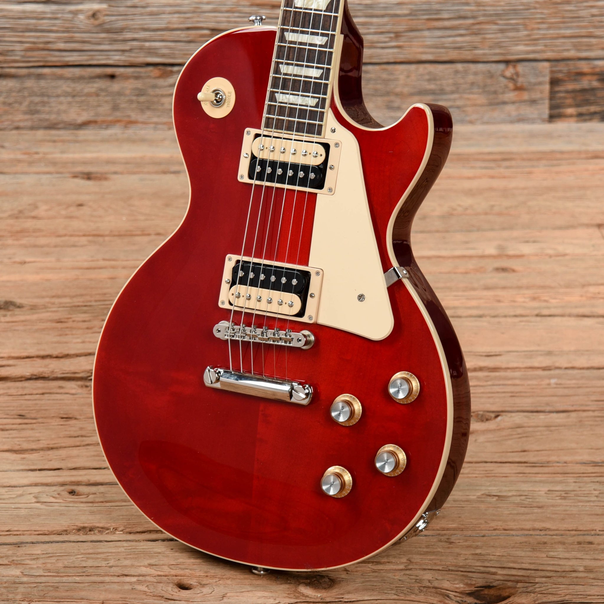 Gibson Les Paul Classic Cherry 2021 – Chicago Music Exchange