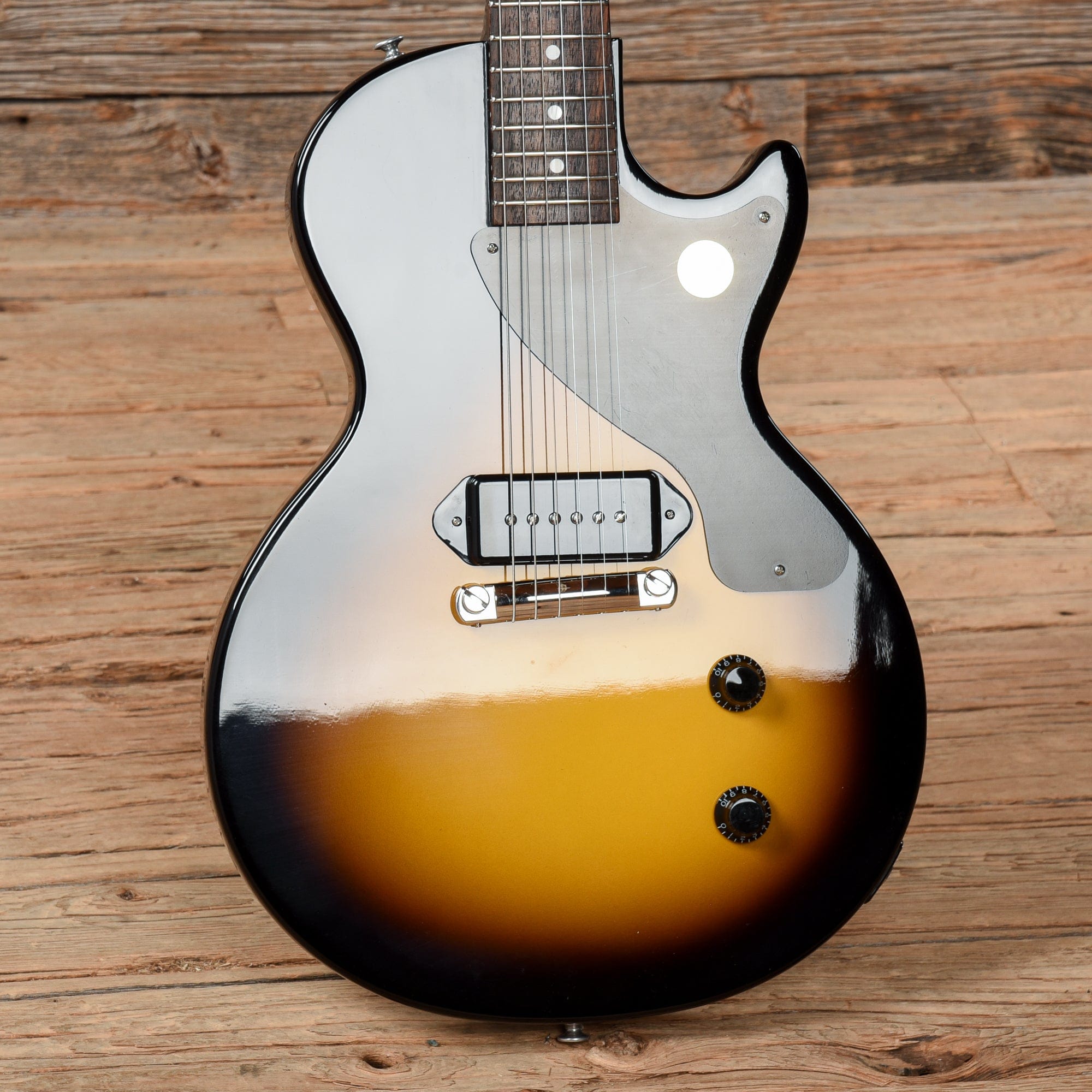 Gibson Les Paul Junior Sunburst 2022 – Chicago Music Exchange