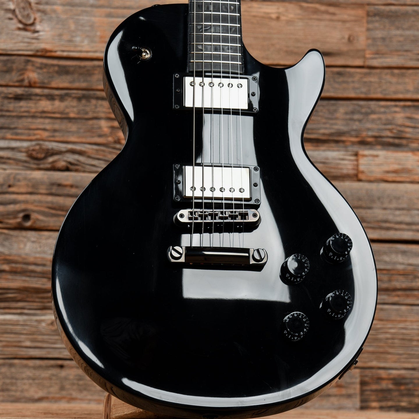 Gibson Les Paul Studio Dark Limited Edition Ebony 2020 – Chicago Music ...
