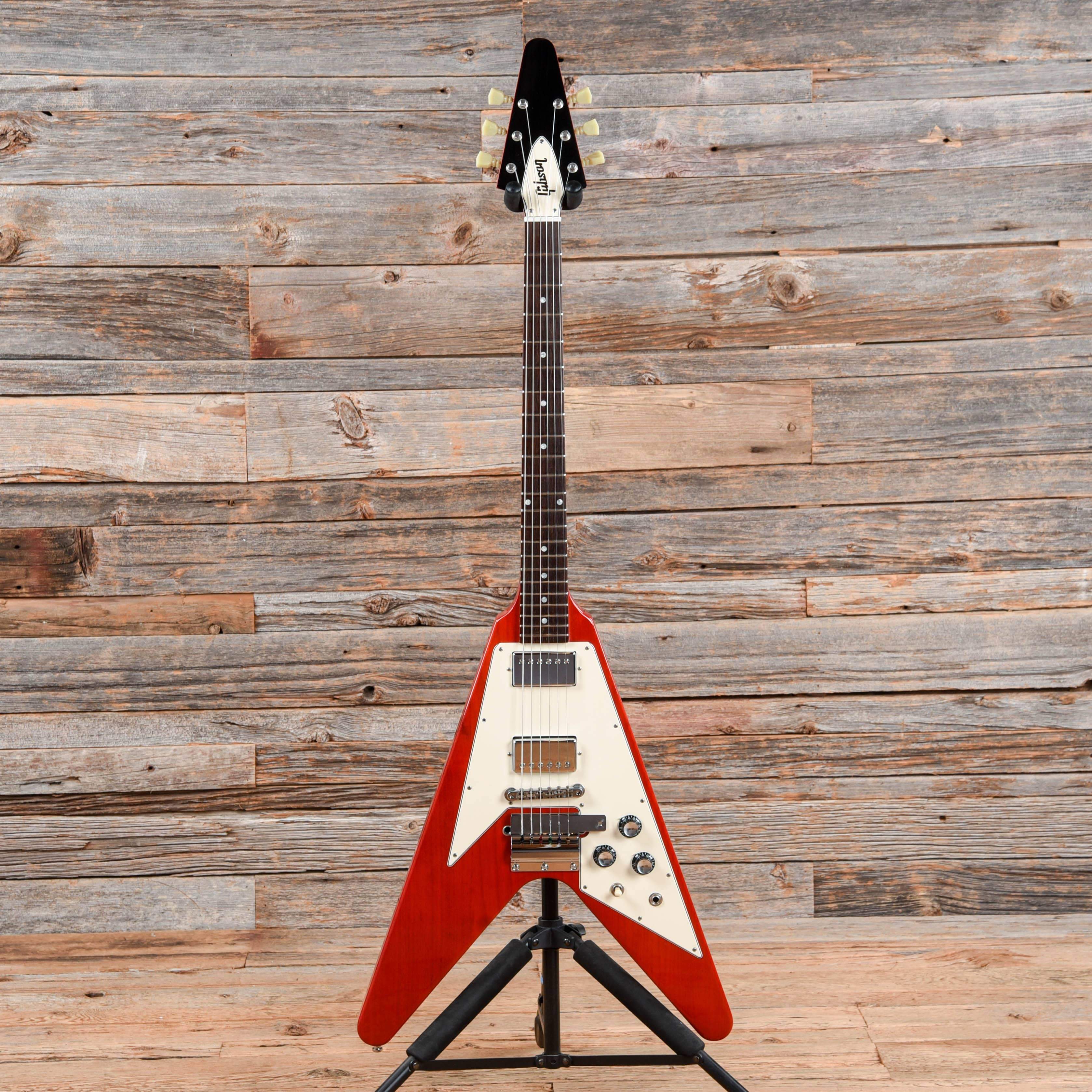 Gibson Custom Shop '67 Flying V Korina Cherry 2008 – Chicago Music Exchange
