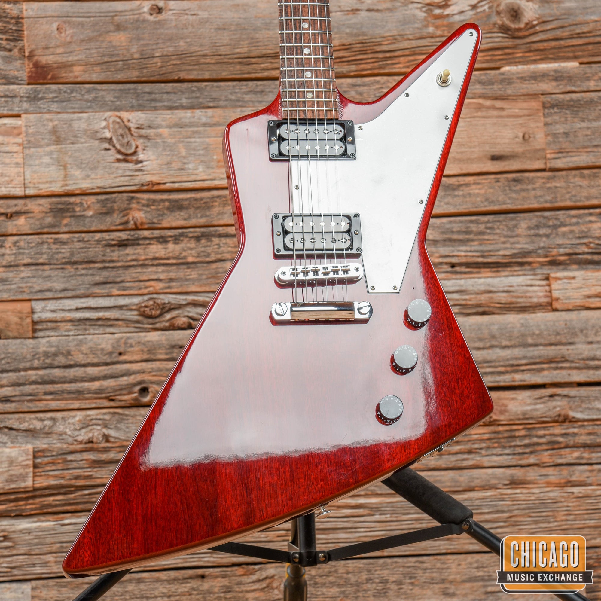 Gibson Explorer Cherry – Chicago Music Exchange