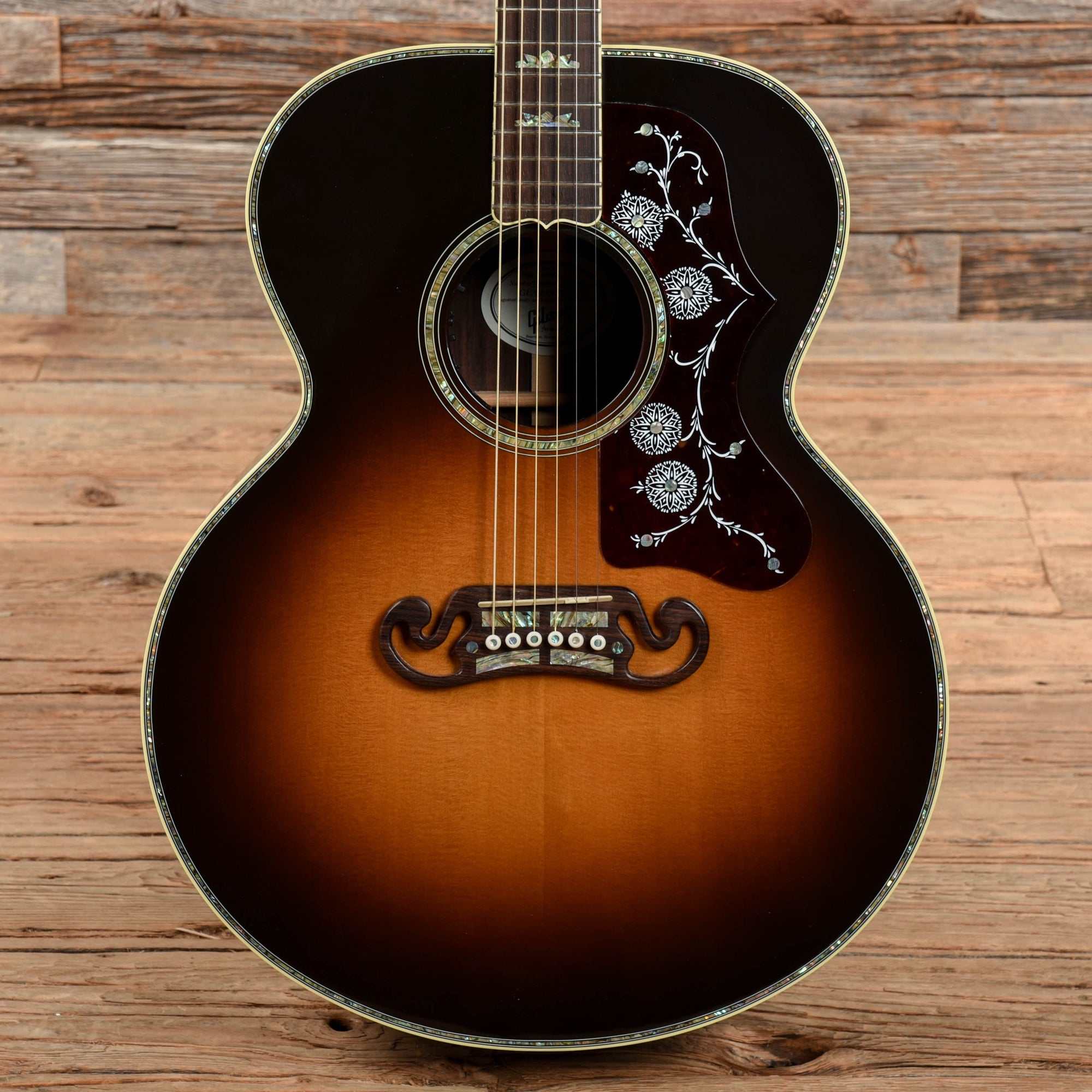 Gibson SJ-200 Custom Sunburst 2012 – Chicago Music Exchange