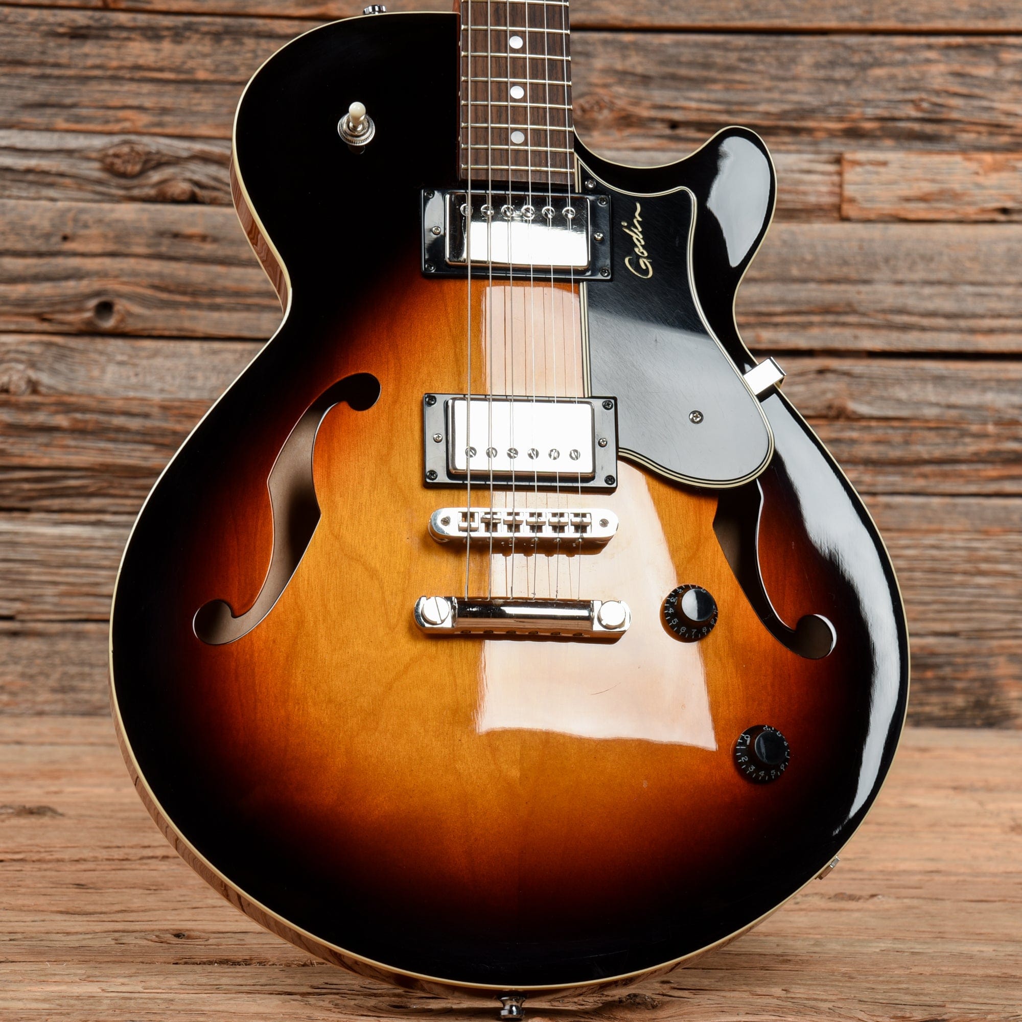 Godin Montreal Premiere Sunburst – Chicago Music Exchange