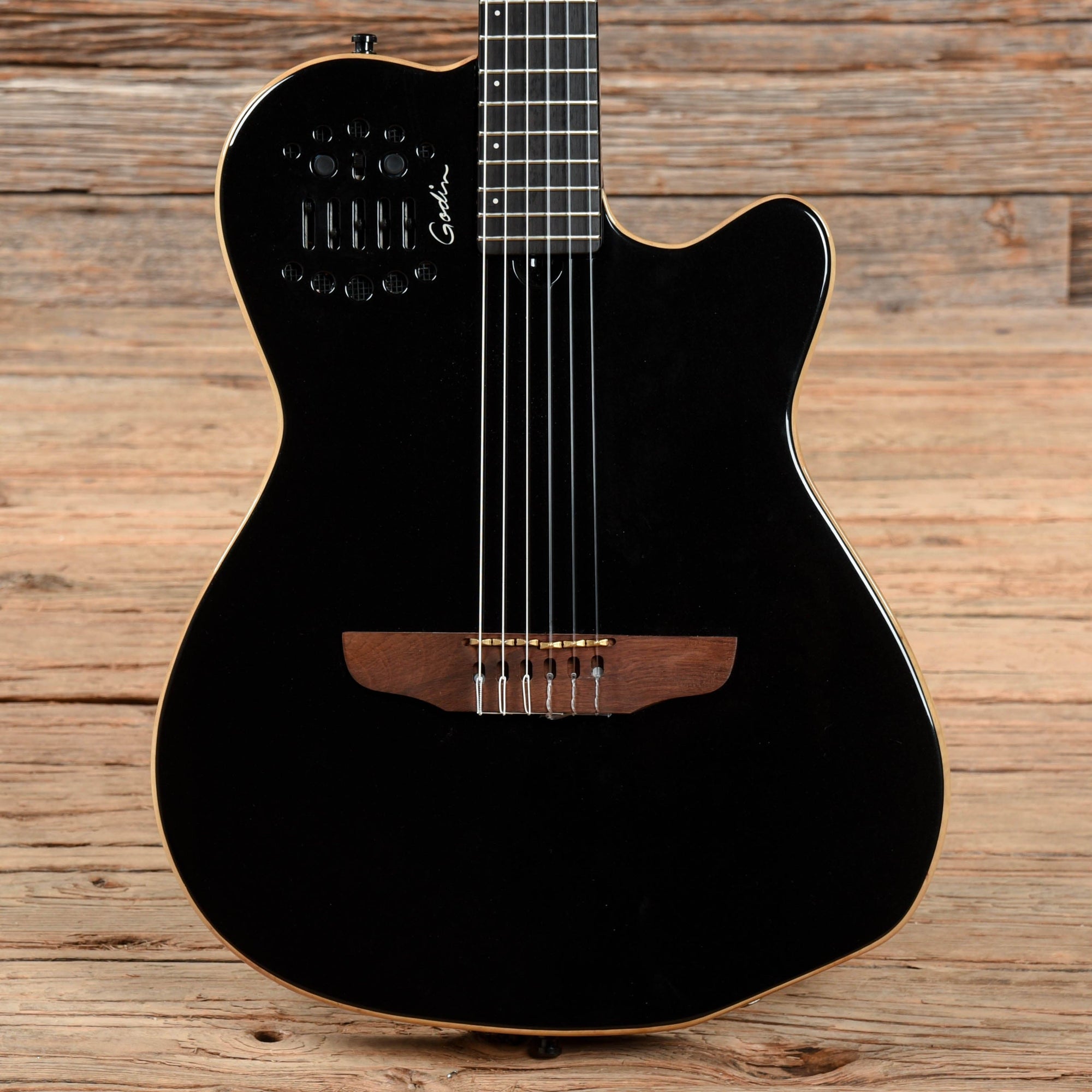 Godin Nylon Synth ACS Slim SA Black – Chicago Music Exchange