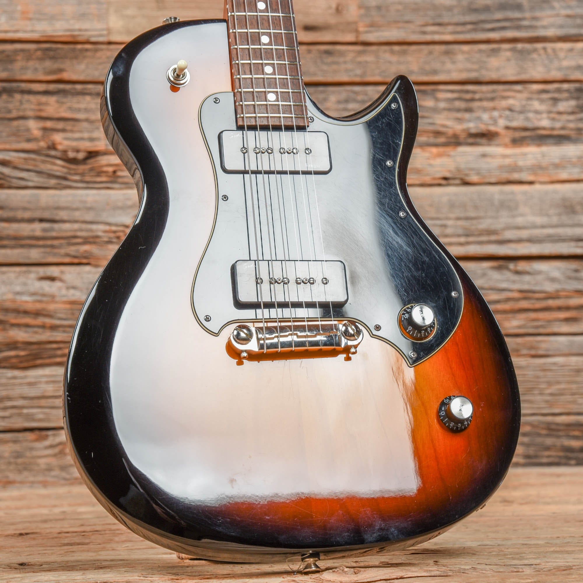 Godin Richmond Empire Sunburst – Chicago Music Exchange