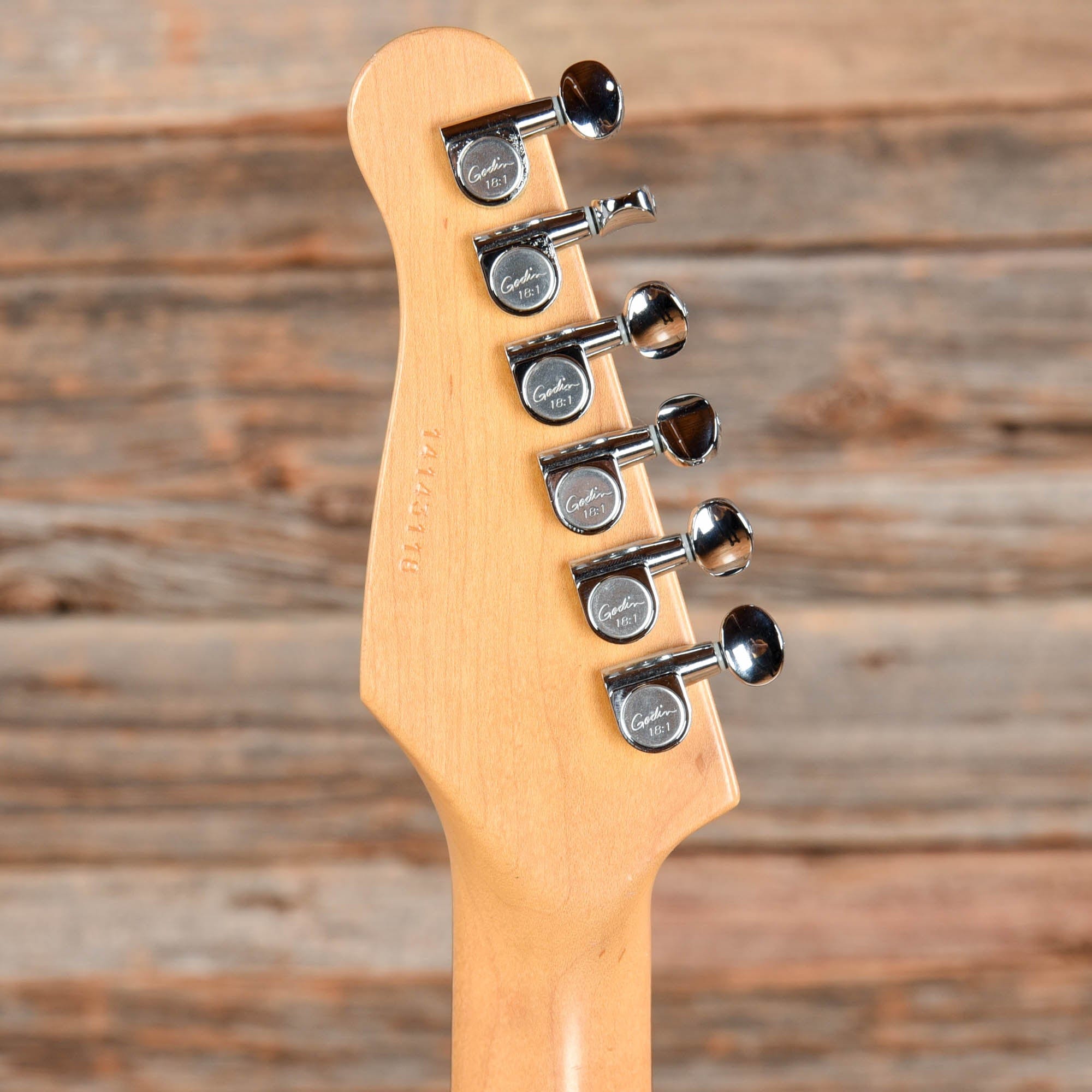 Godin Session Custom Tripleplay Lightburst – Chicago Music Exchange