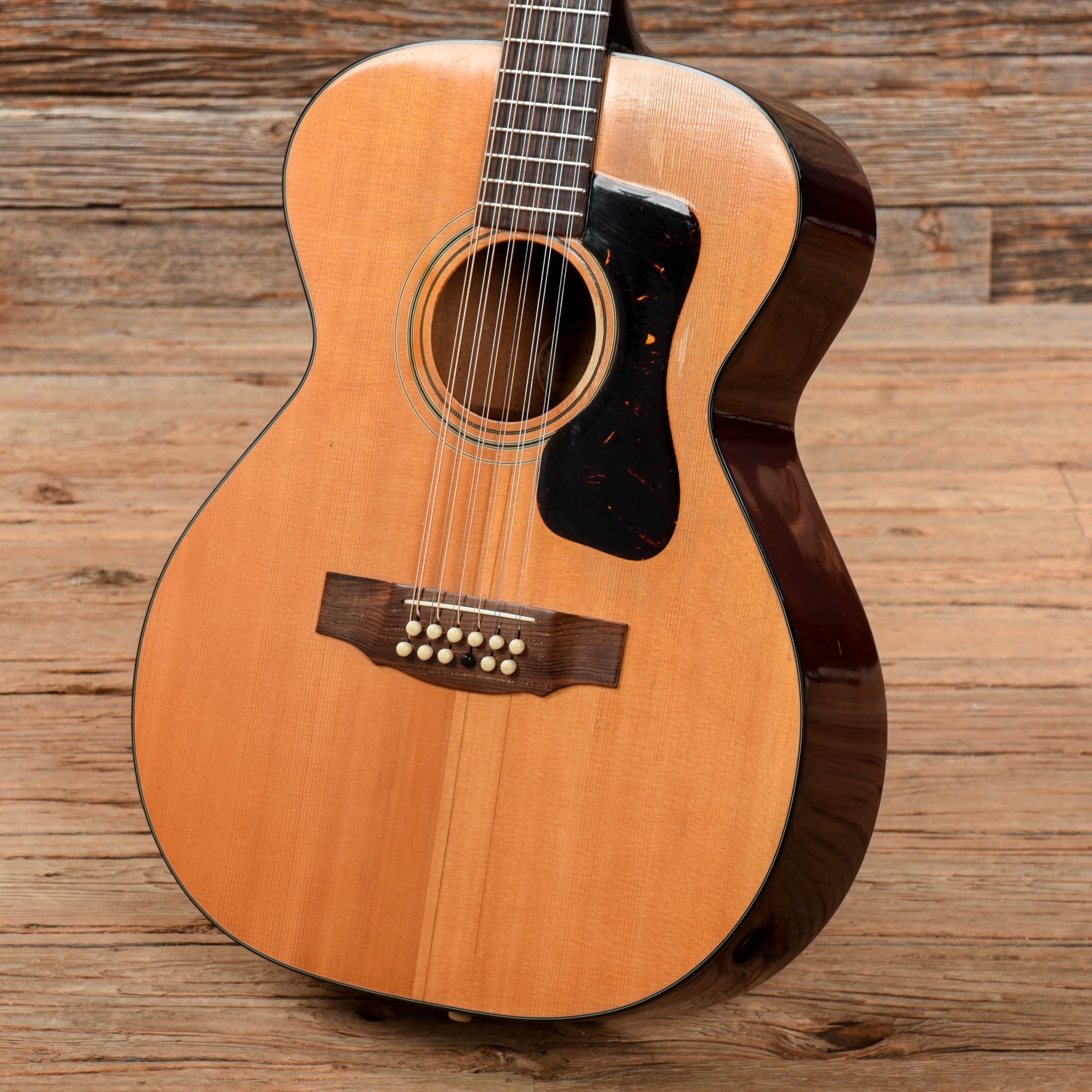 Guild F-112 Natural 1968 – Chicago Music Exchange