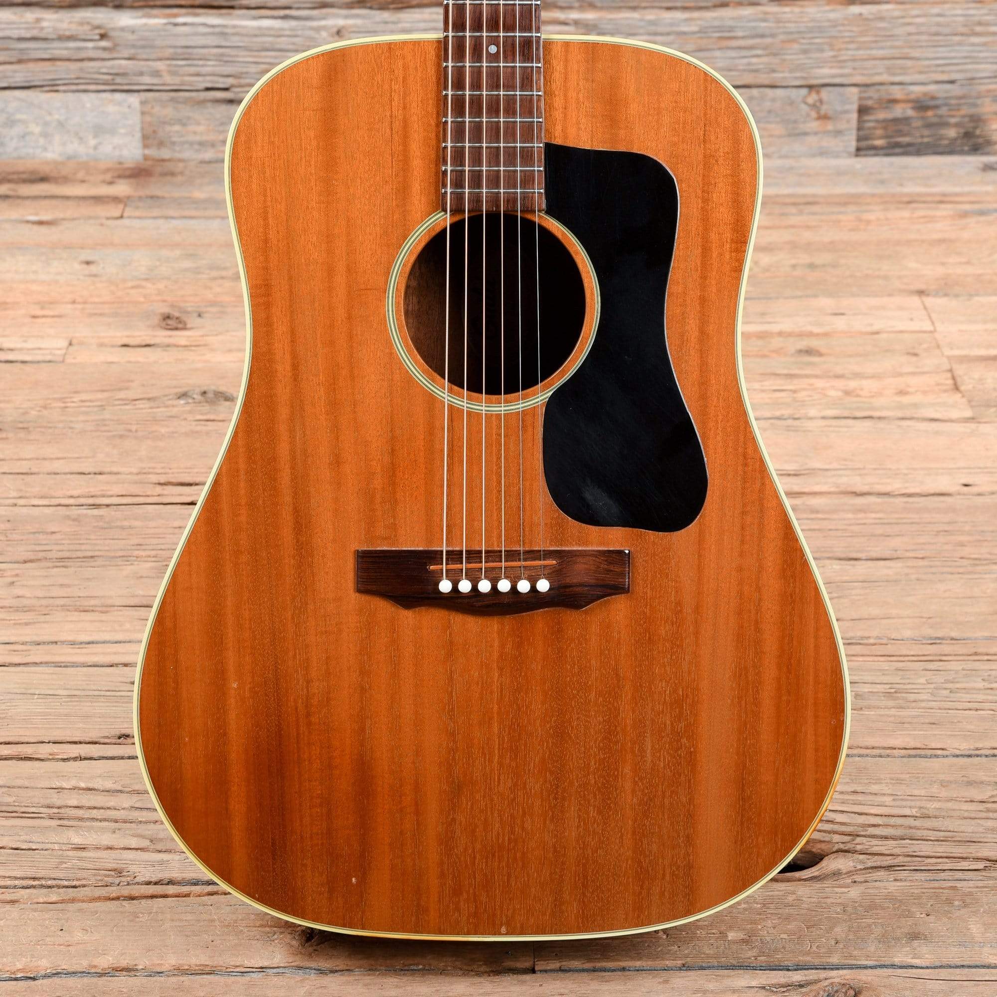 Guild D-17-M Natural 1987 – Chicago Music Exchange