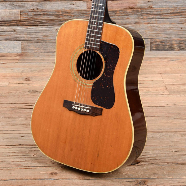 Guild D-40 Natural 1981 – Chicago Music Exchange
