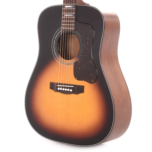 Guild Special Run D-40 Traditional Tear Drop Burst w/LR Baggs Pickup ...