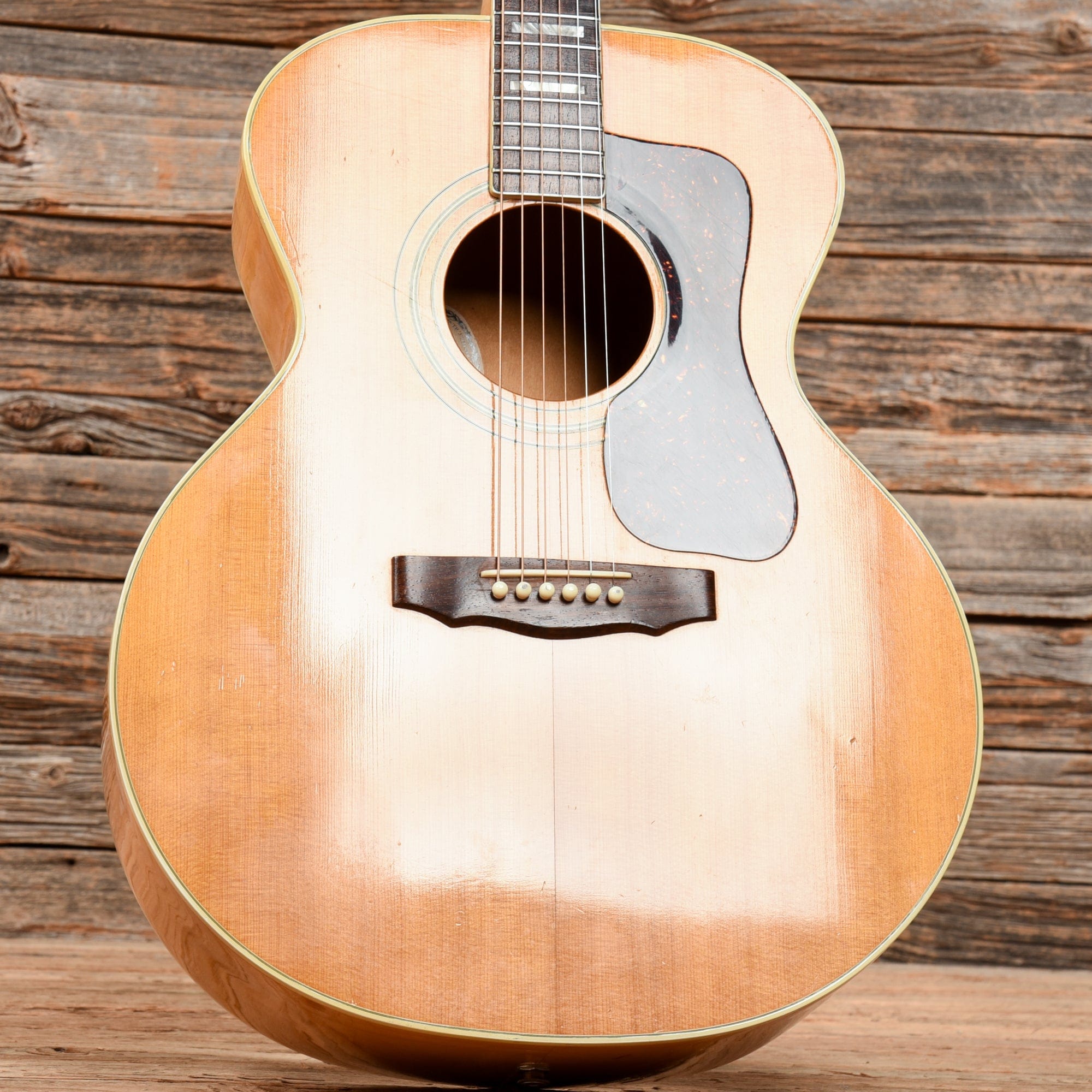 Guild F-40 Natural 1978 – Chicago Music Exchange