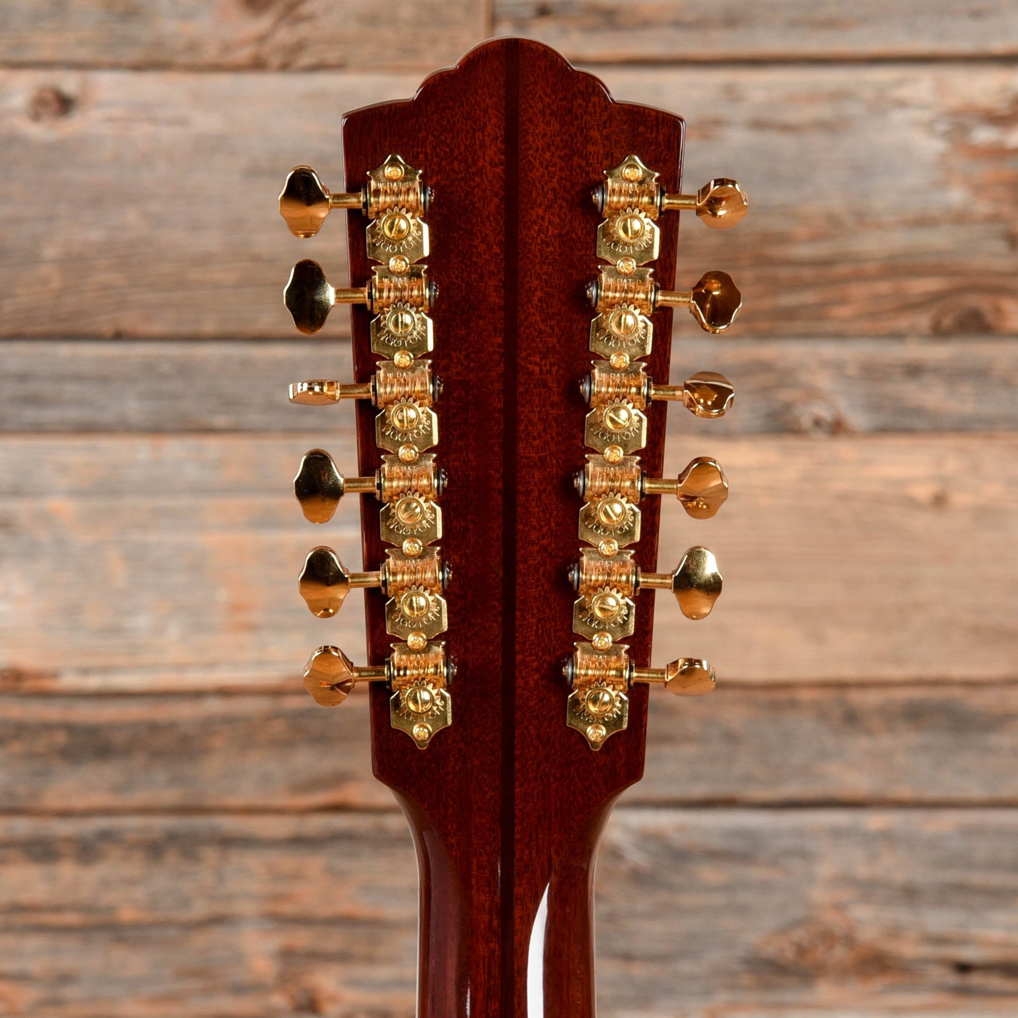 Guild F512E Sunburst – Chicago Music Exchange