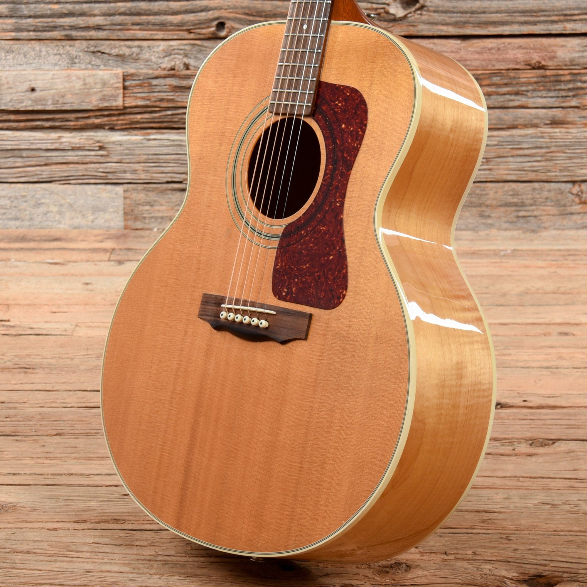 Guild JF-30 Natural 2002 – Chicago Music Exchange