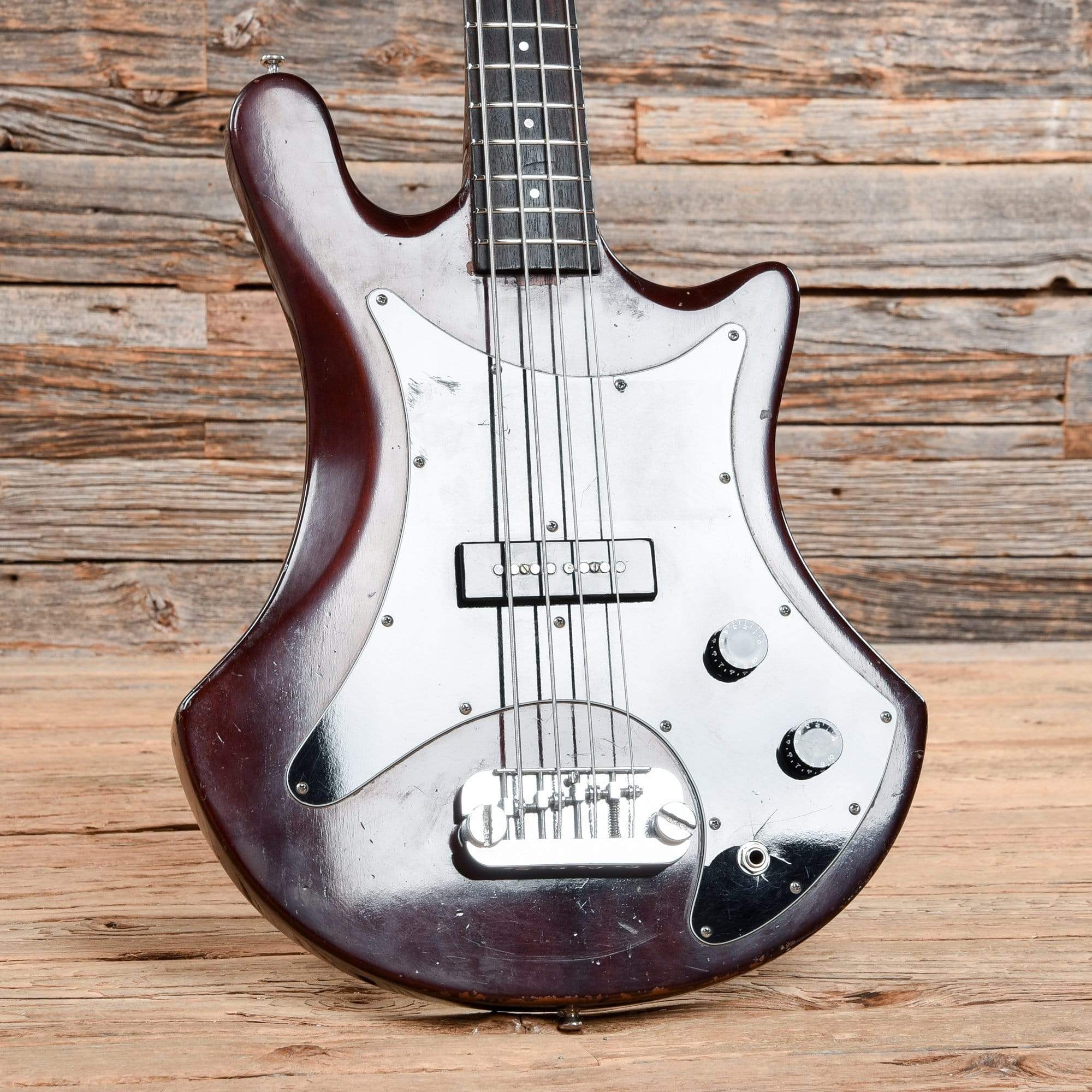 Guild B-301 Wine Red 1977 – Chicago Music Exchange