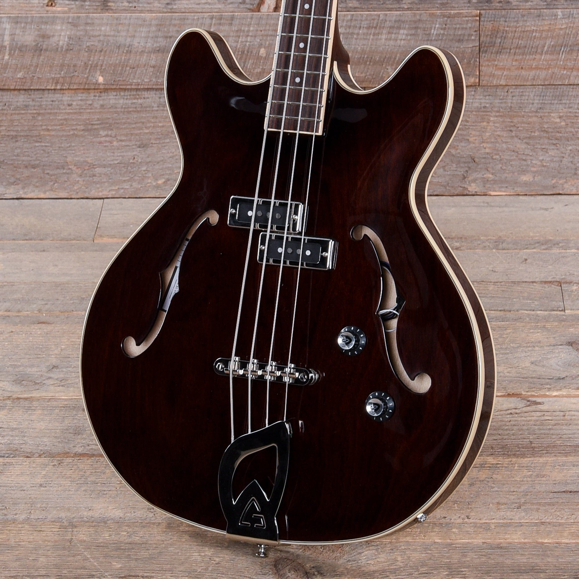 Guild Starfire I Bass DC Vintage Walnut – Chicago Music Exchange
