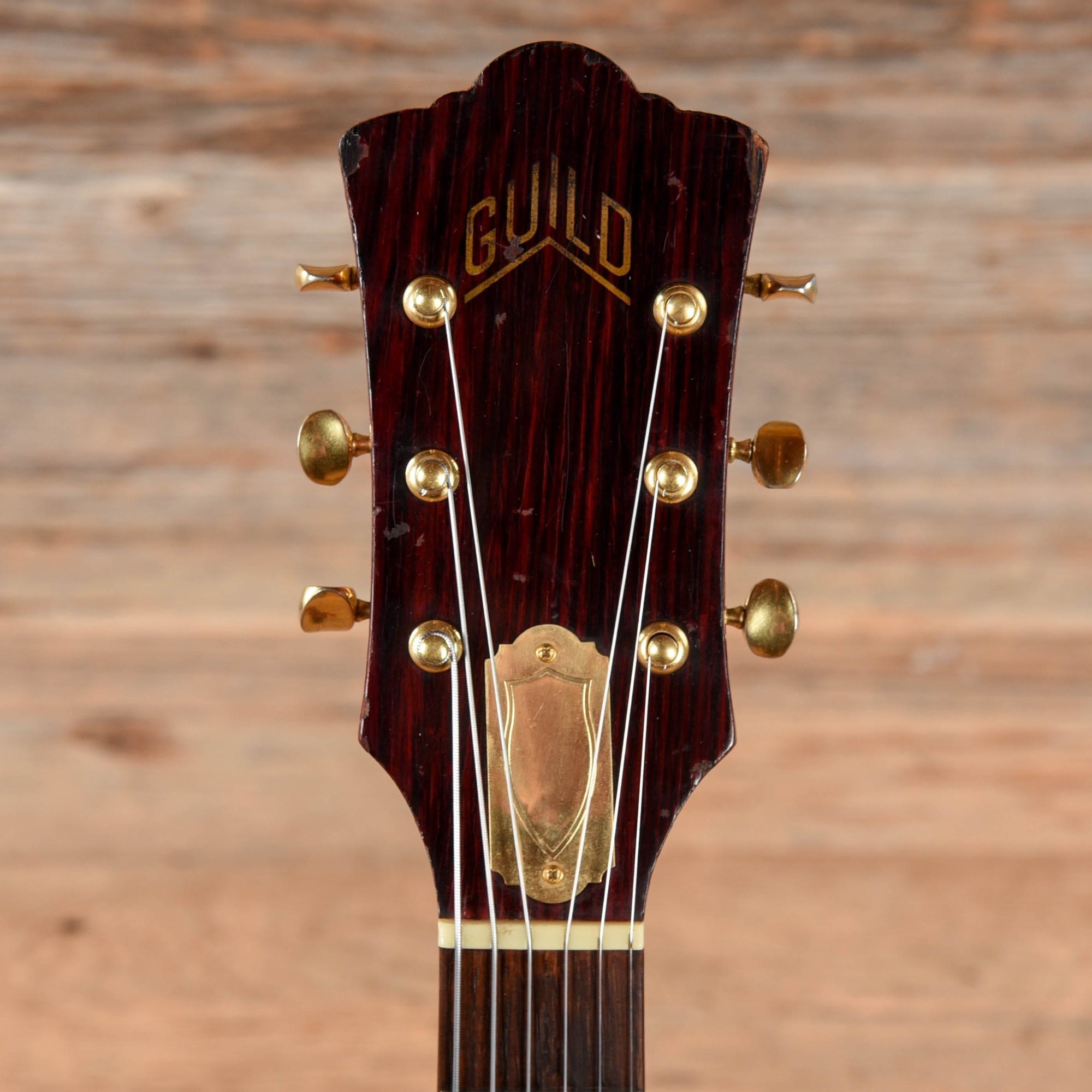 Guild M-65 Freshman Cherry 1967 – Chicago Music Exchange