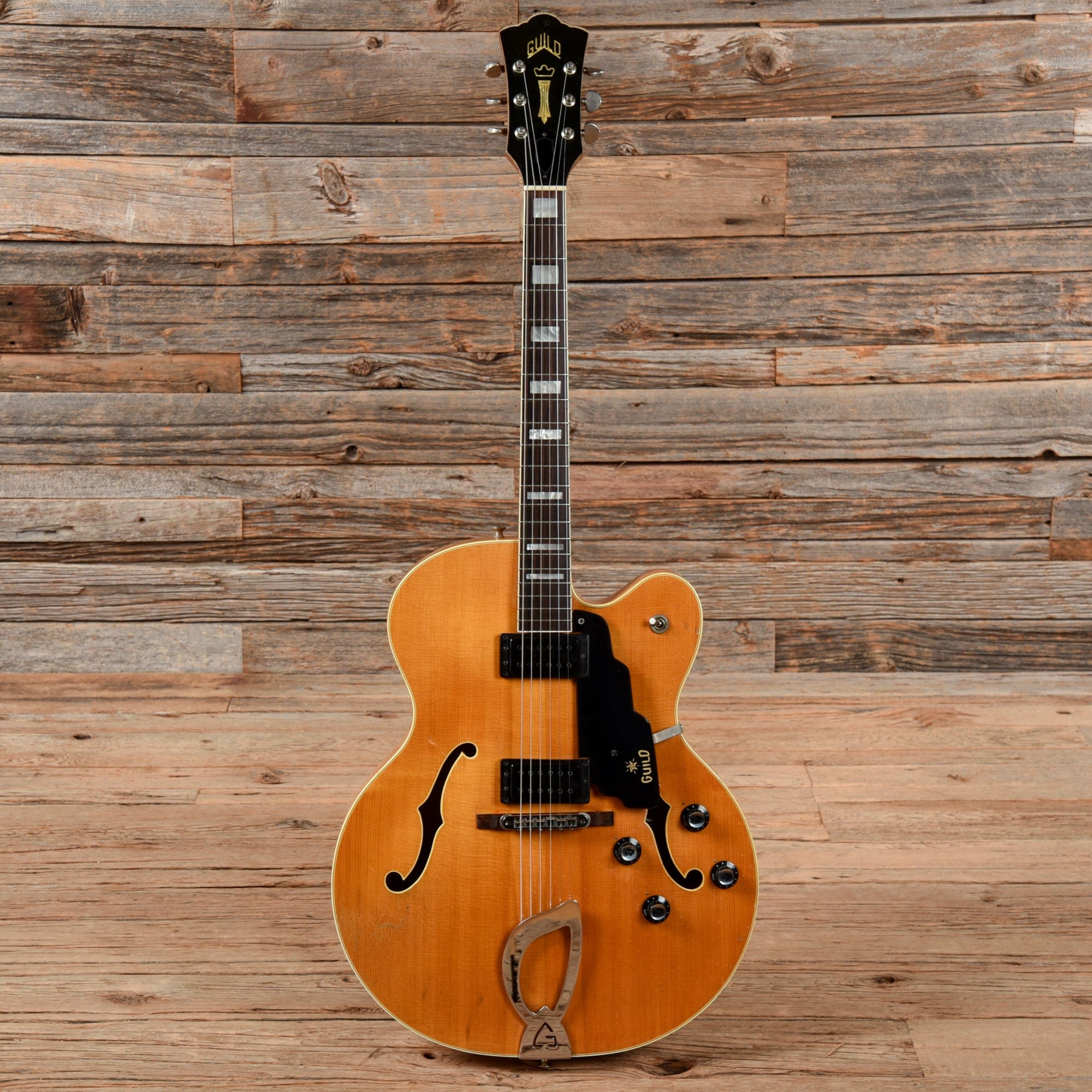 Guild X-175 Natural 1967 – Chicago Music Exchange