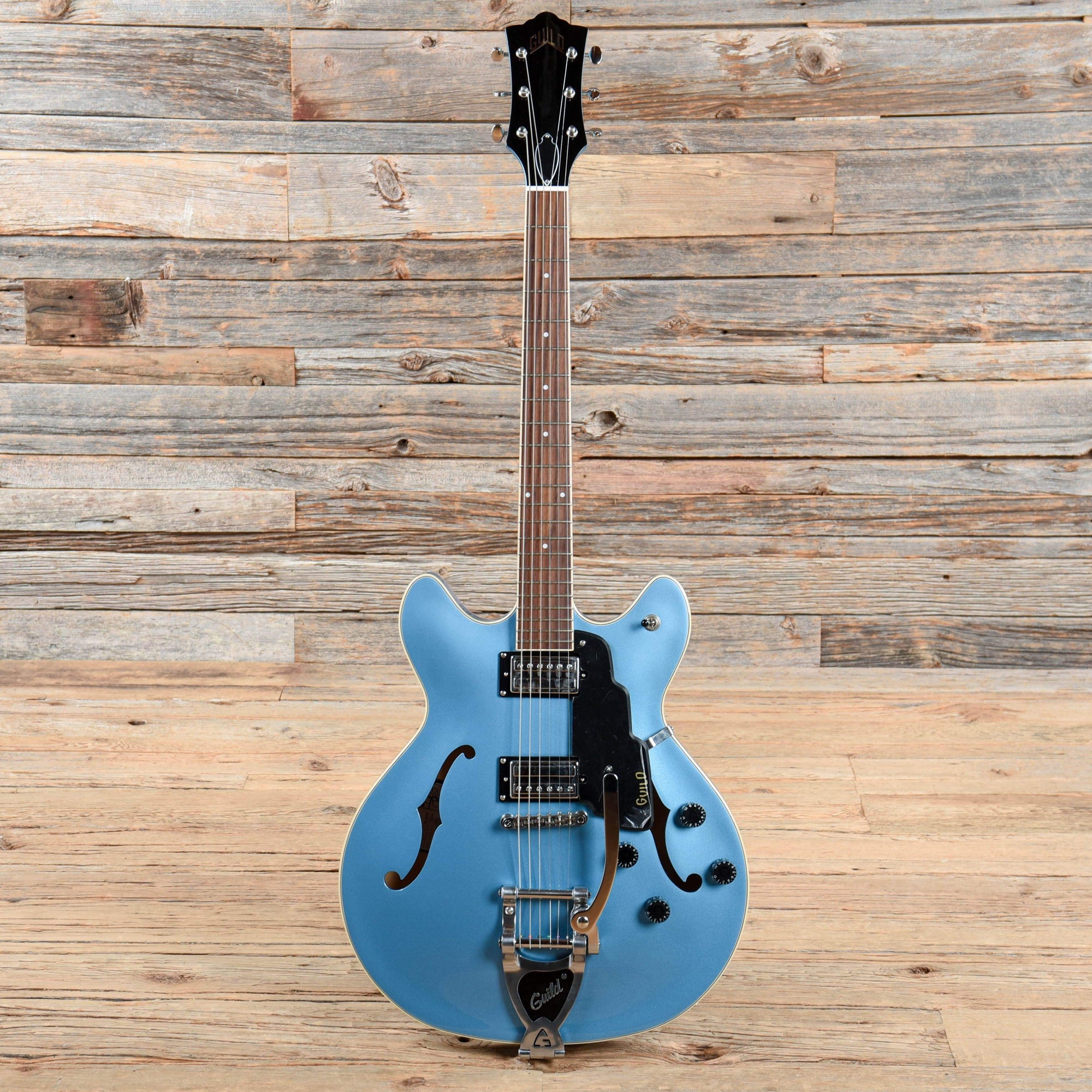 Guild Starfire I DC Pelham Blue w/Guild Vibrato Tailpiece – Chicago ...