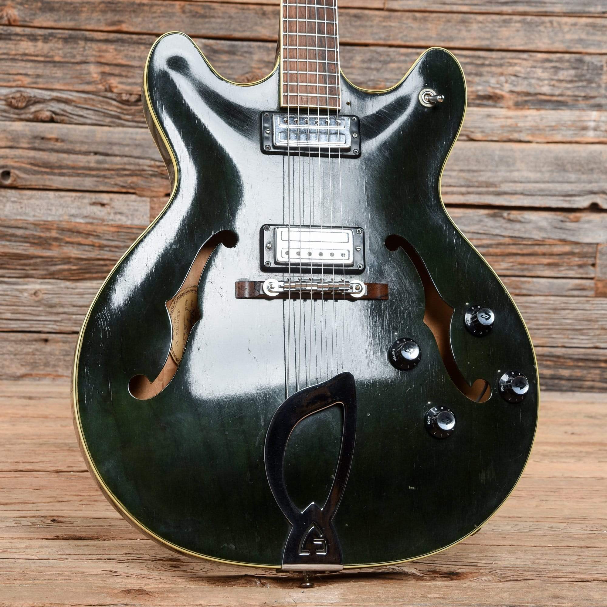 Guild Starfire IV Green 1967 – Chicago Music Exchange