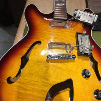 Guild Starfire IV Sunburst 1974 – Chicago Music Exchange