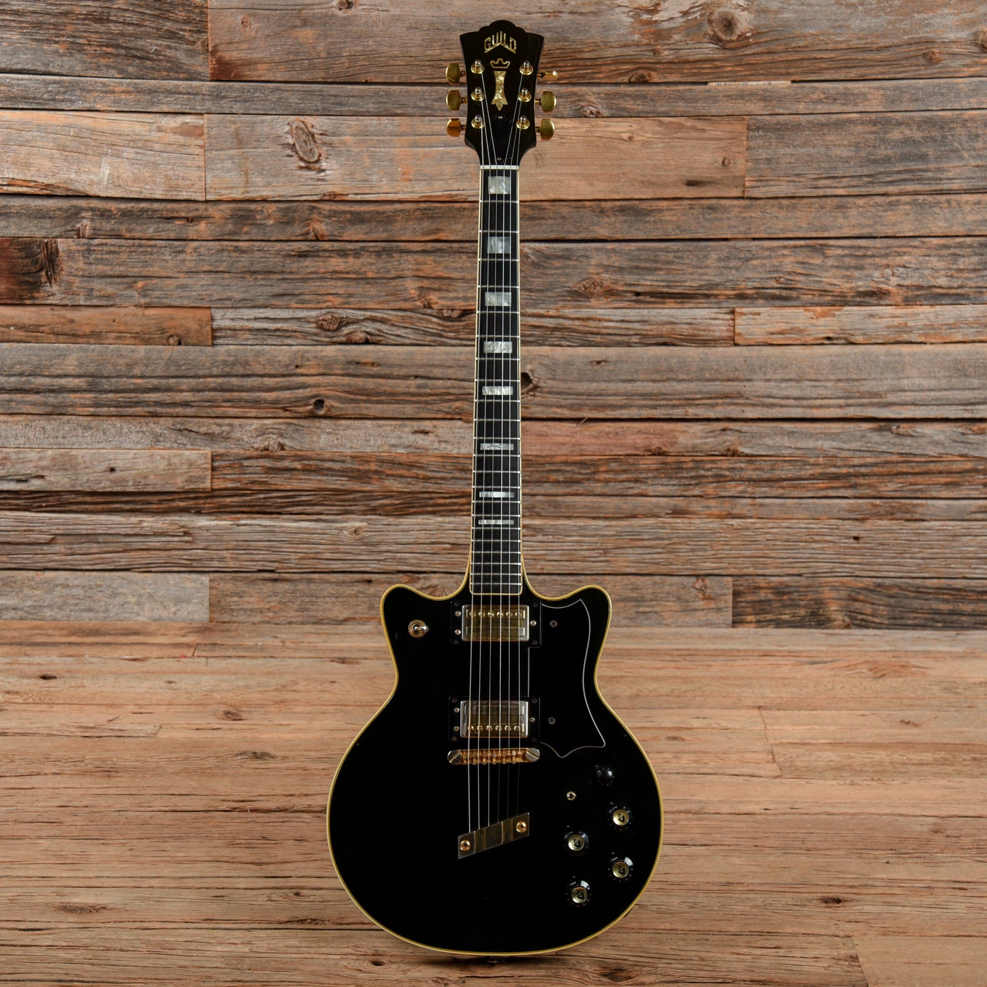 Guild M-80 Black 1977 – Chicago Music Exchange