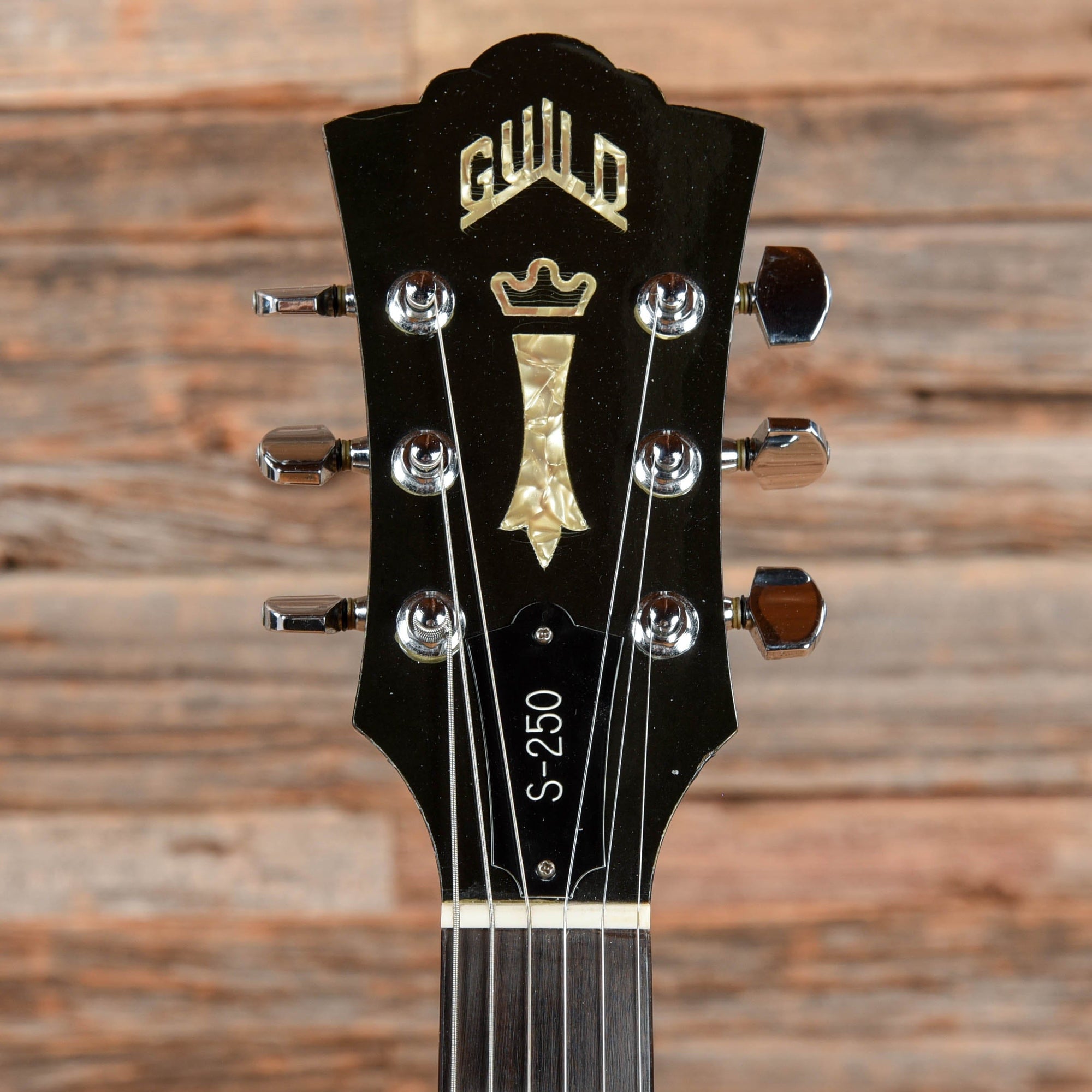 Guild S-250 Sunburst 1981 – Chicago Music Exchange