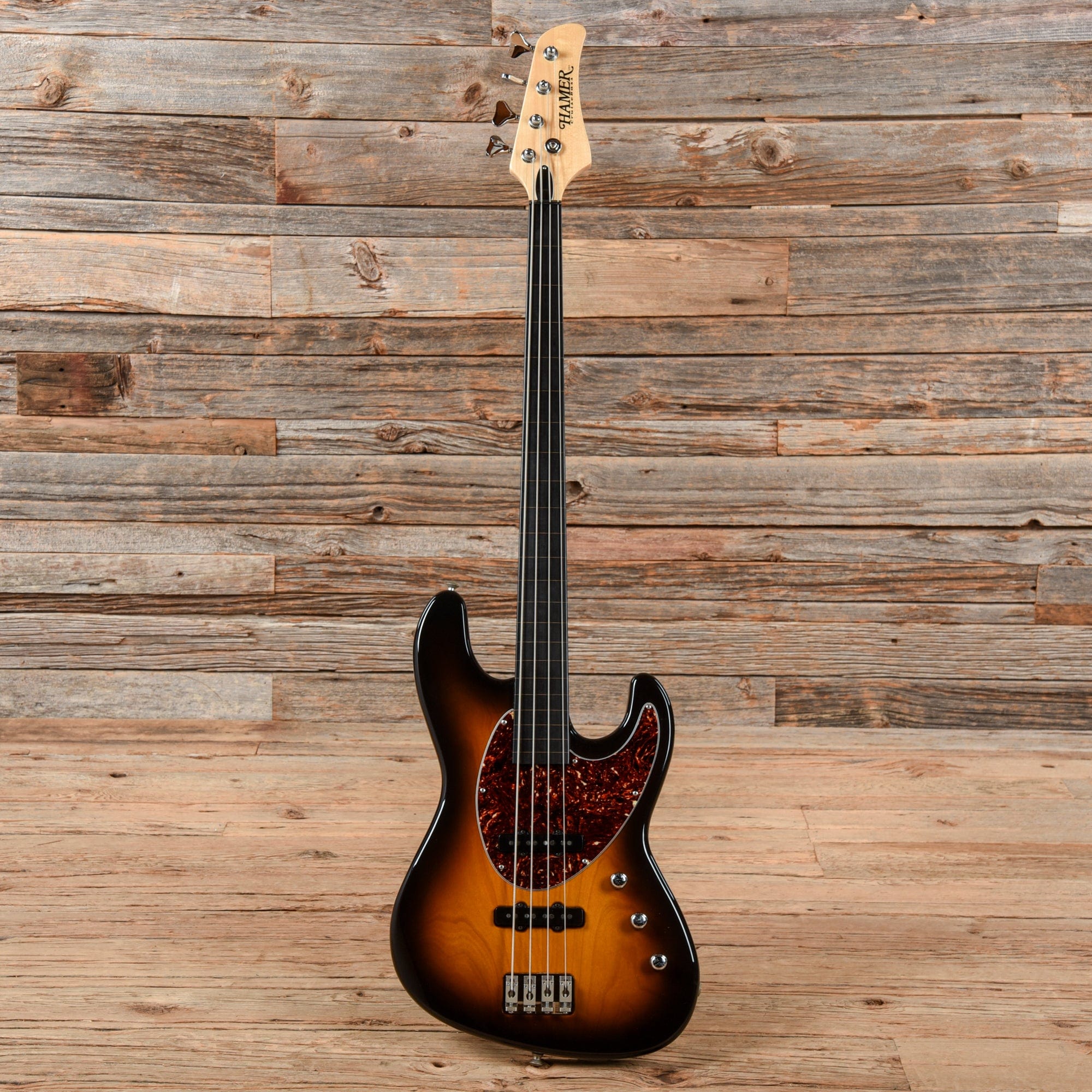 Hamer Cruise Cruise Bass Sunburst – Chicago Music Exchange