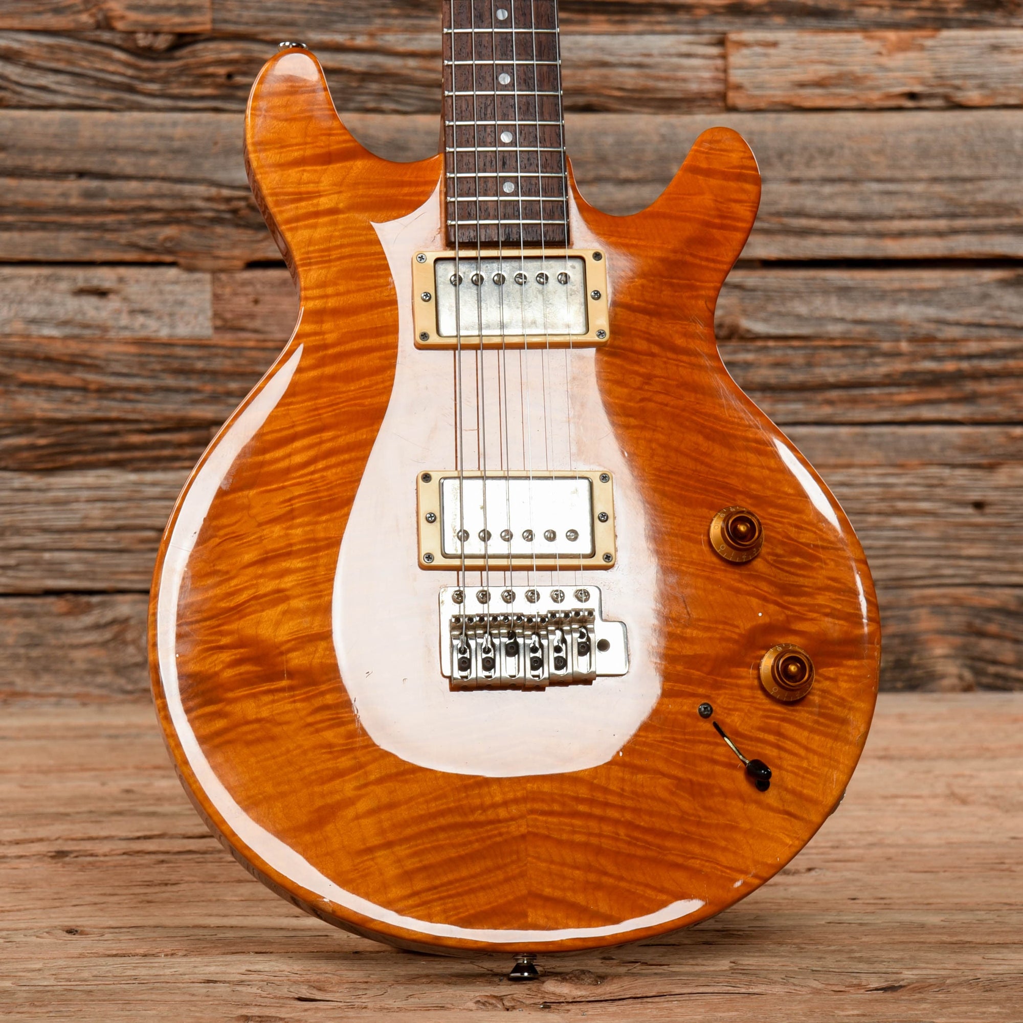 Hamer Mirage II Honey Flame 1996 – Chicago Music Exchange