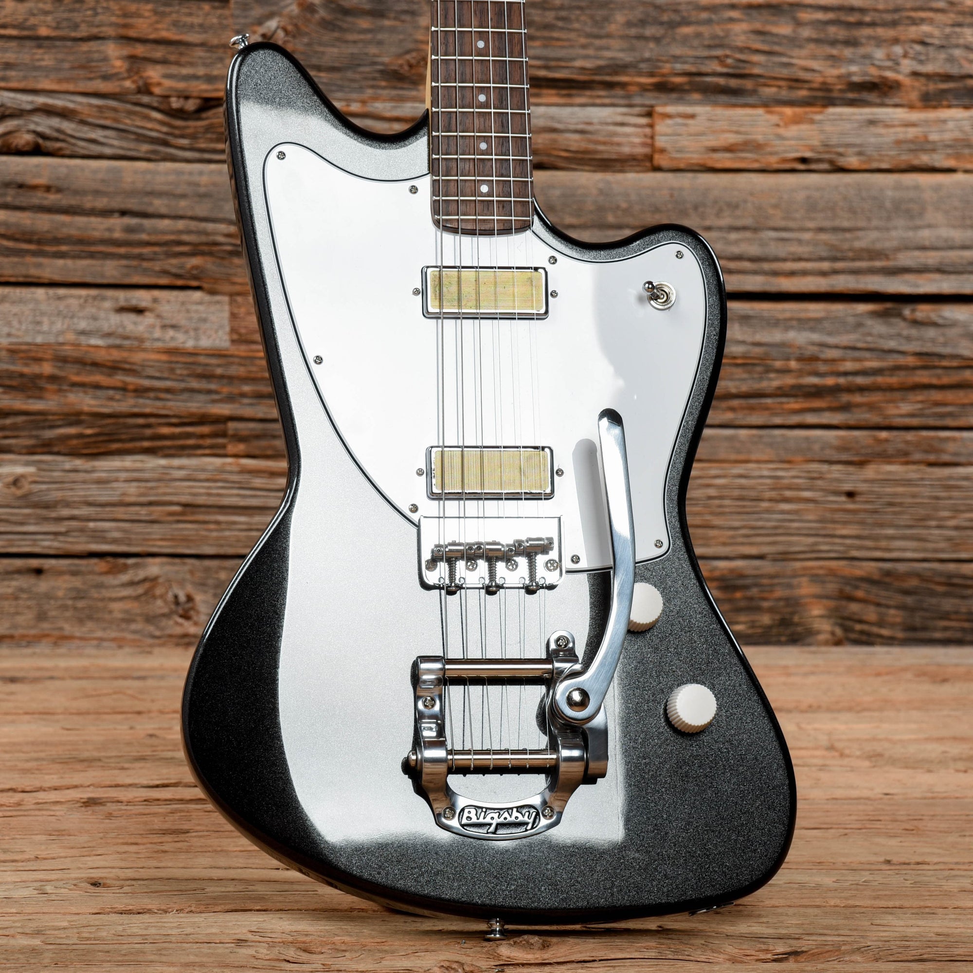 Harmony Silhouette with Bigsby Space Black – Chicago Music Exchange