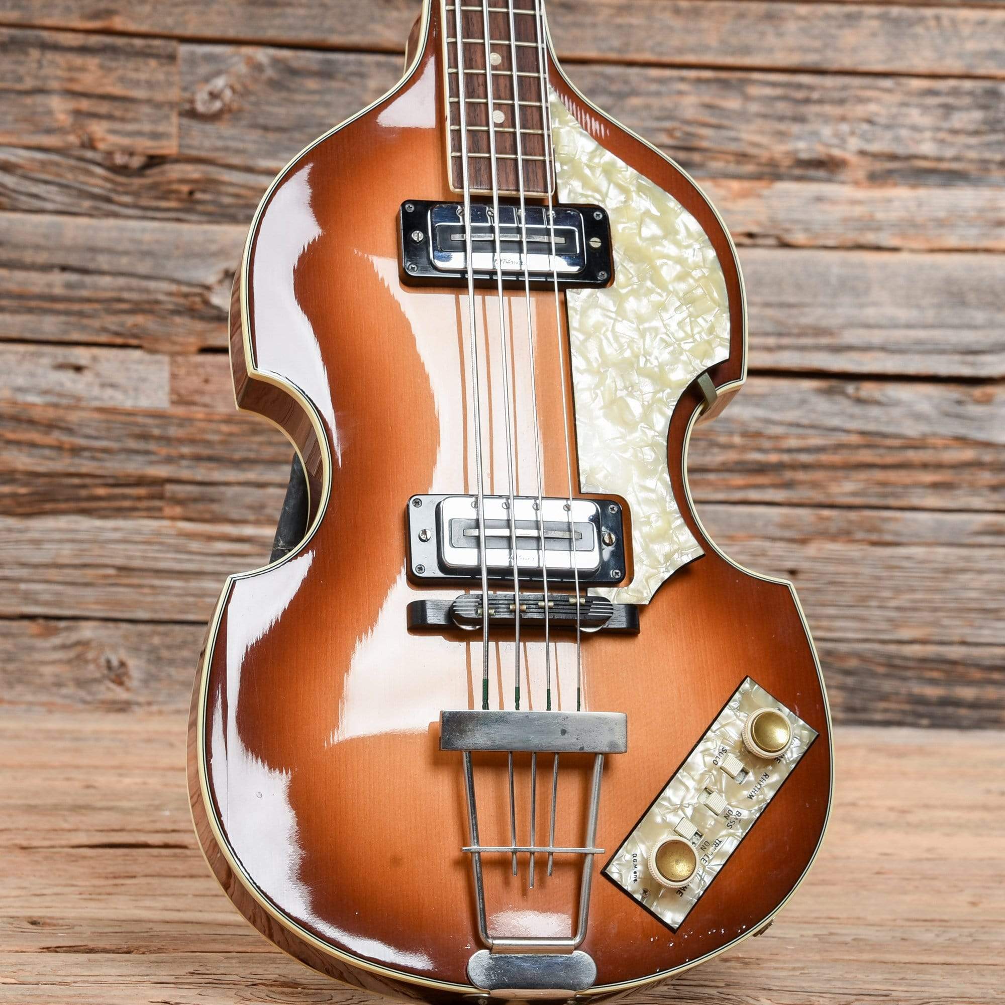 Hofner 500/1 Sunburst 1970 – Chicago Music Exchange