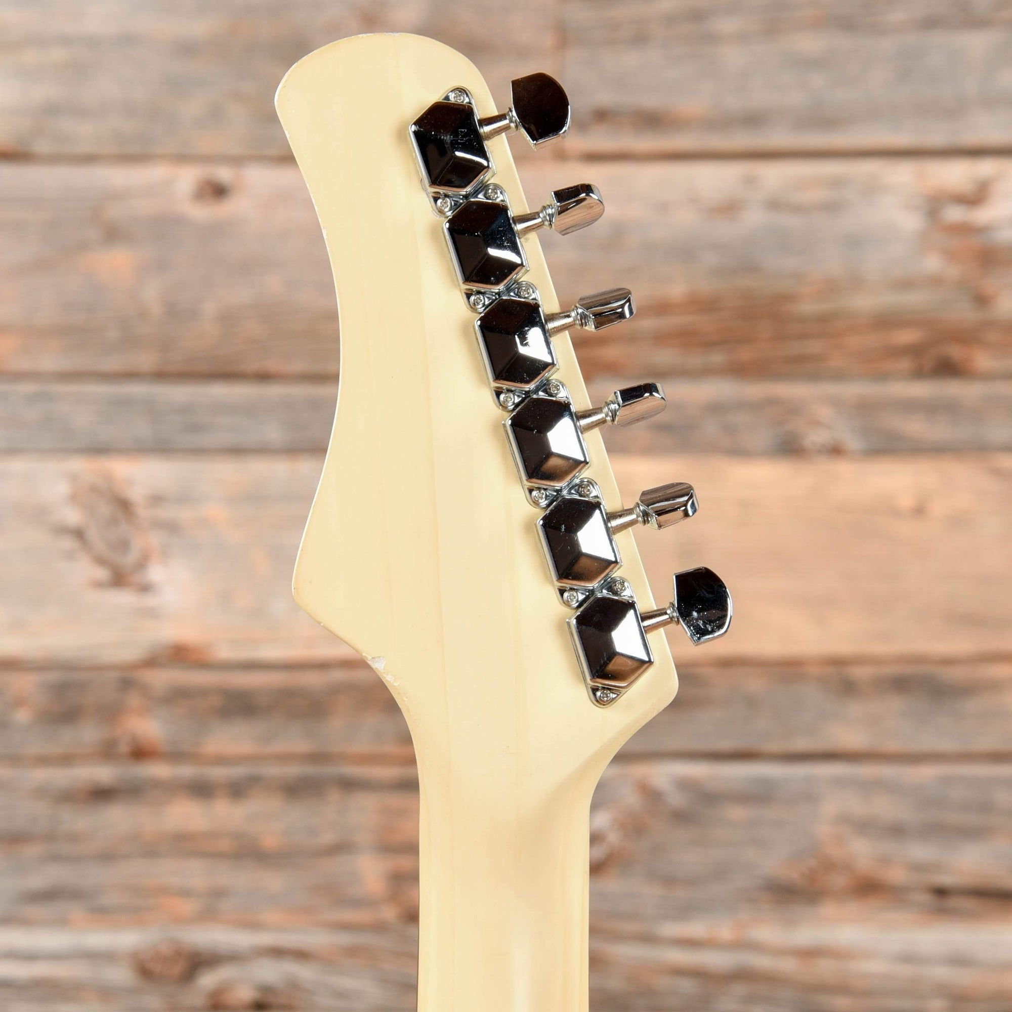 Hondo II Sunburst – Chicago Music Exchange