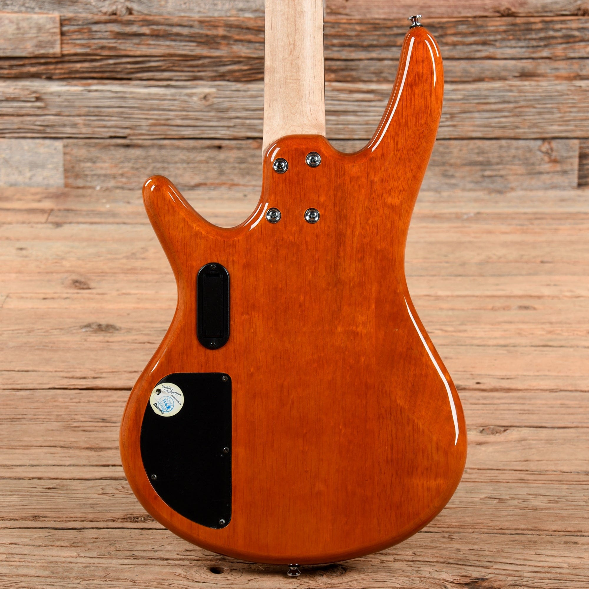 Ibanez Gio Soundgear Bass Cherry Sunburst – Chicago Music Exchange
