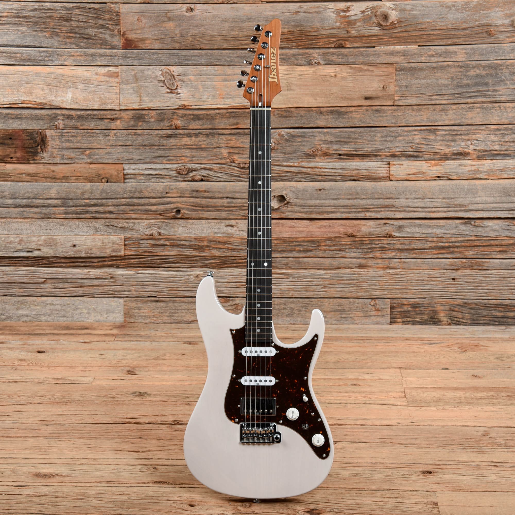 Ibanez AZ2204N Prestige Antique White Blonde 2021 – Chicago Music Exchange
