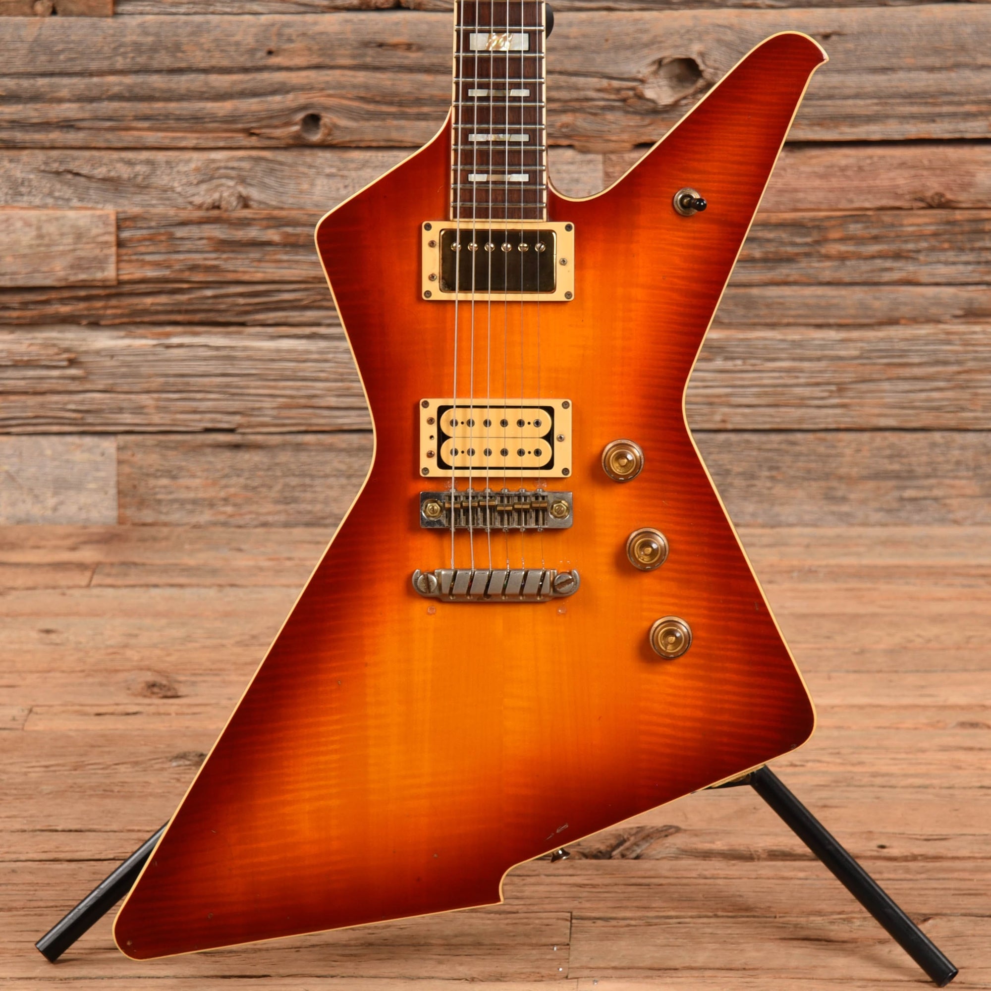 Ibanez Destroyer II Sunburst 1982 – Chicago Music Exchange