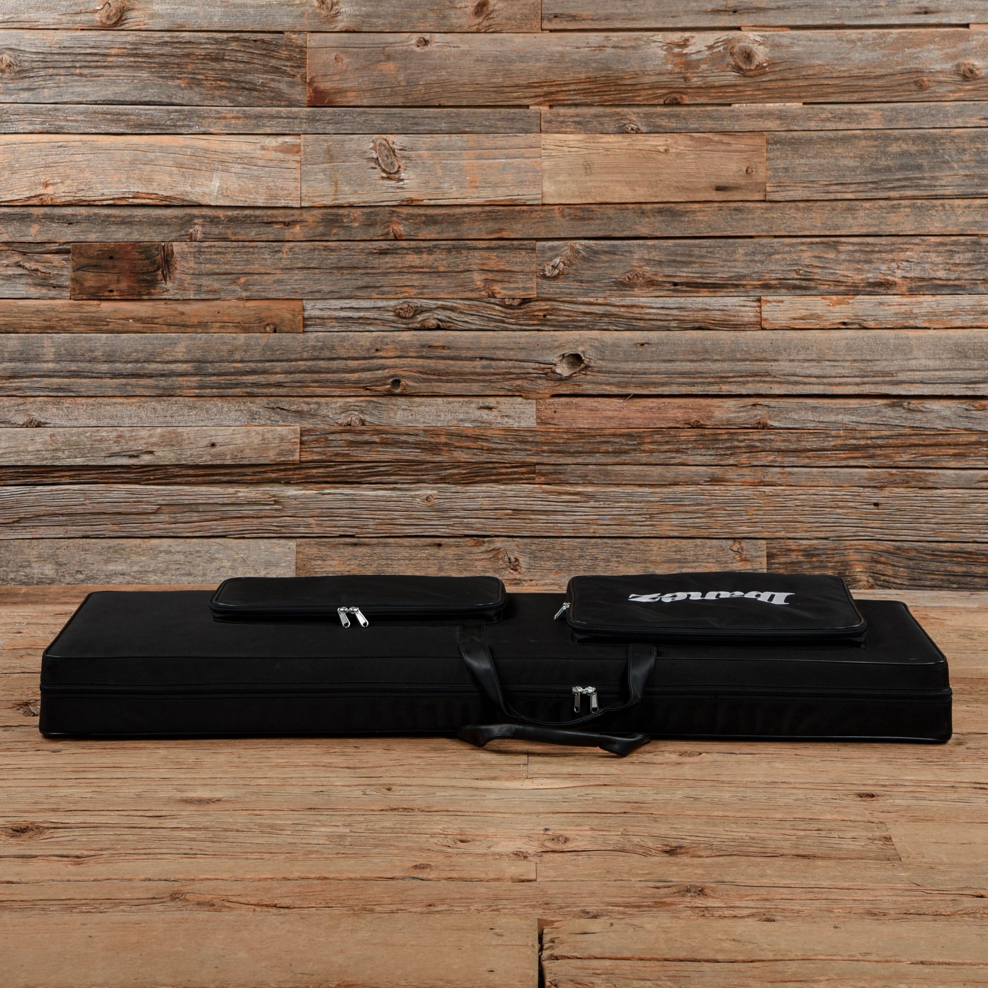 Ibanez TAM10-WH Tosin Abasi Signature White 2016 – Chicago Music Exchange