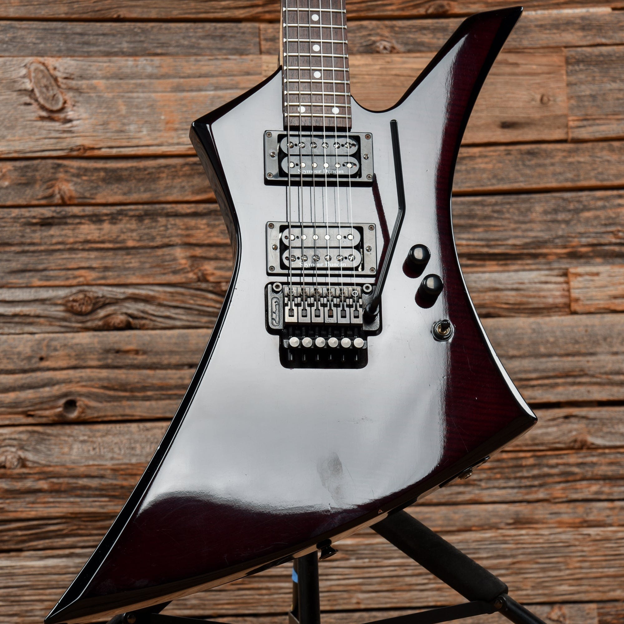 Jackson Performer Series Kelly Transparent Red – Chicago Music Exchange