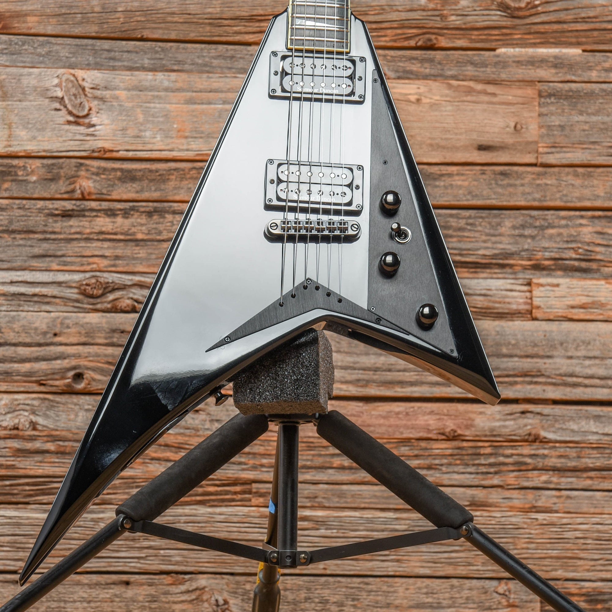 Jackson USA Select Series RR1T Rhoads Black 2022 – Chicago Music Exchange