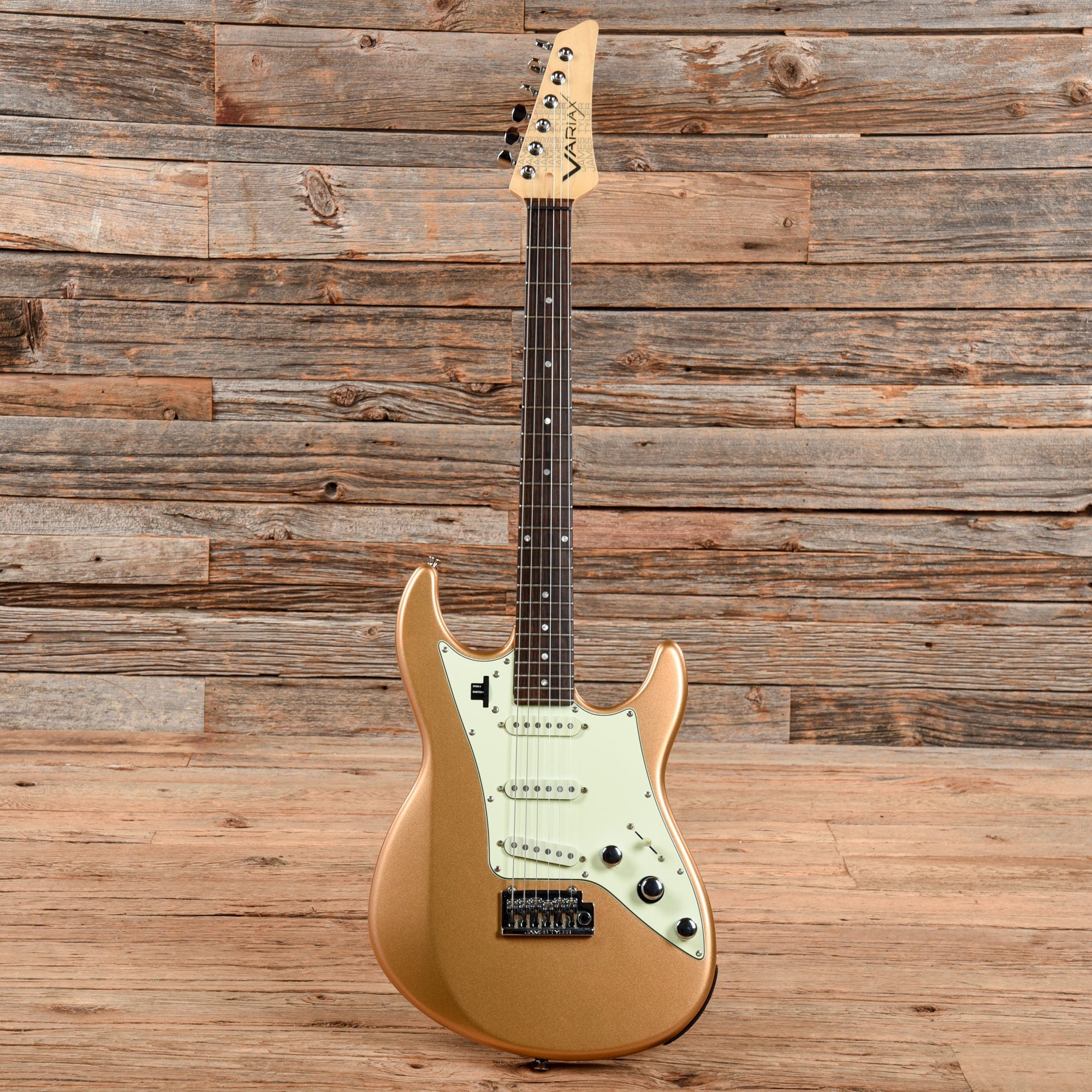 James Tyler Variax 2013 – Chicago Music Exchange