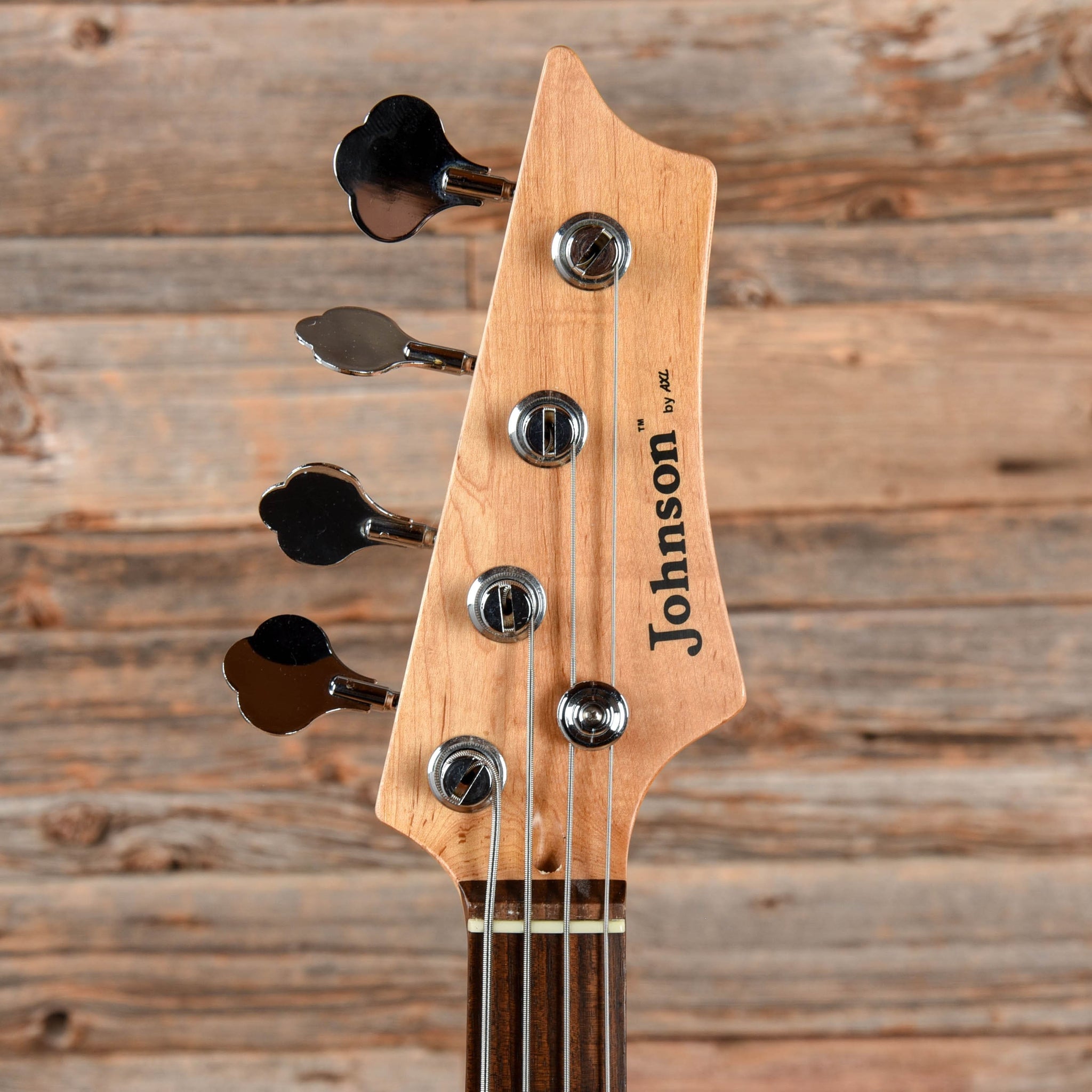 Johnson Electric Bass Black – Chicago Music Exchange