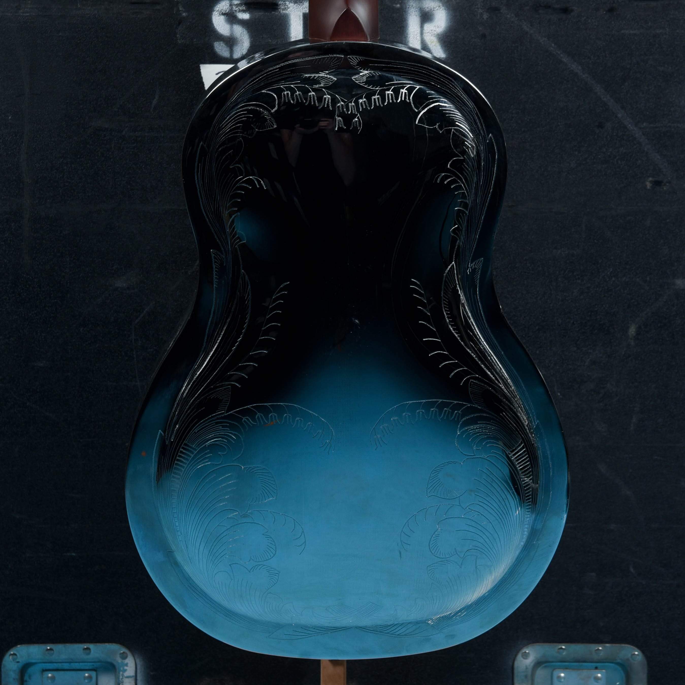 Johnson JM-999 Tricone Resonator – Chicago Music Exchange