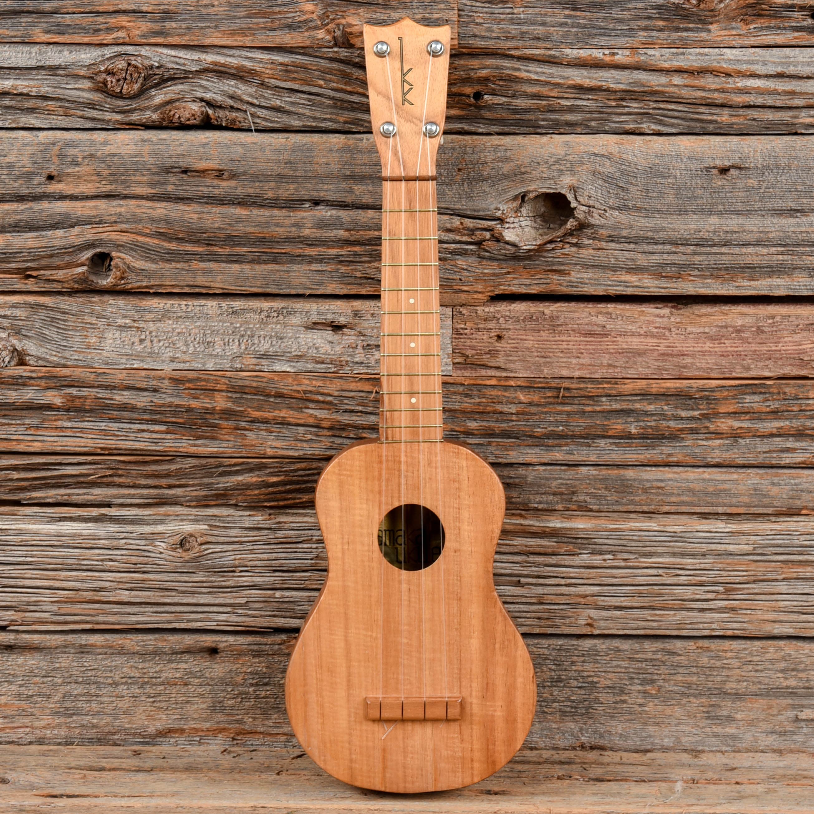 Kamaka Soprano Ukulele Natural 1960s – Chicago Music Exchange