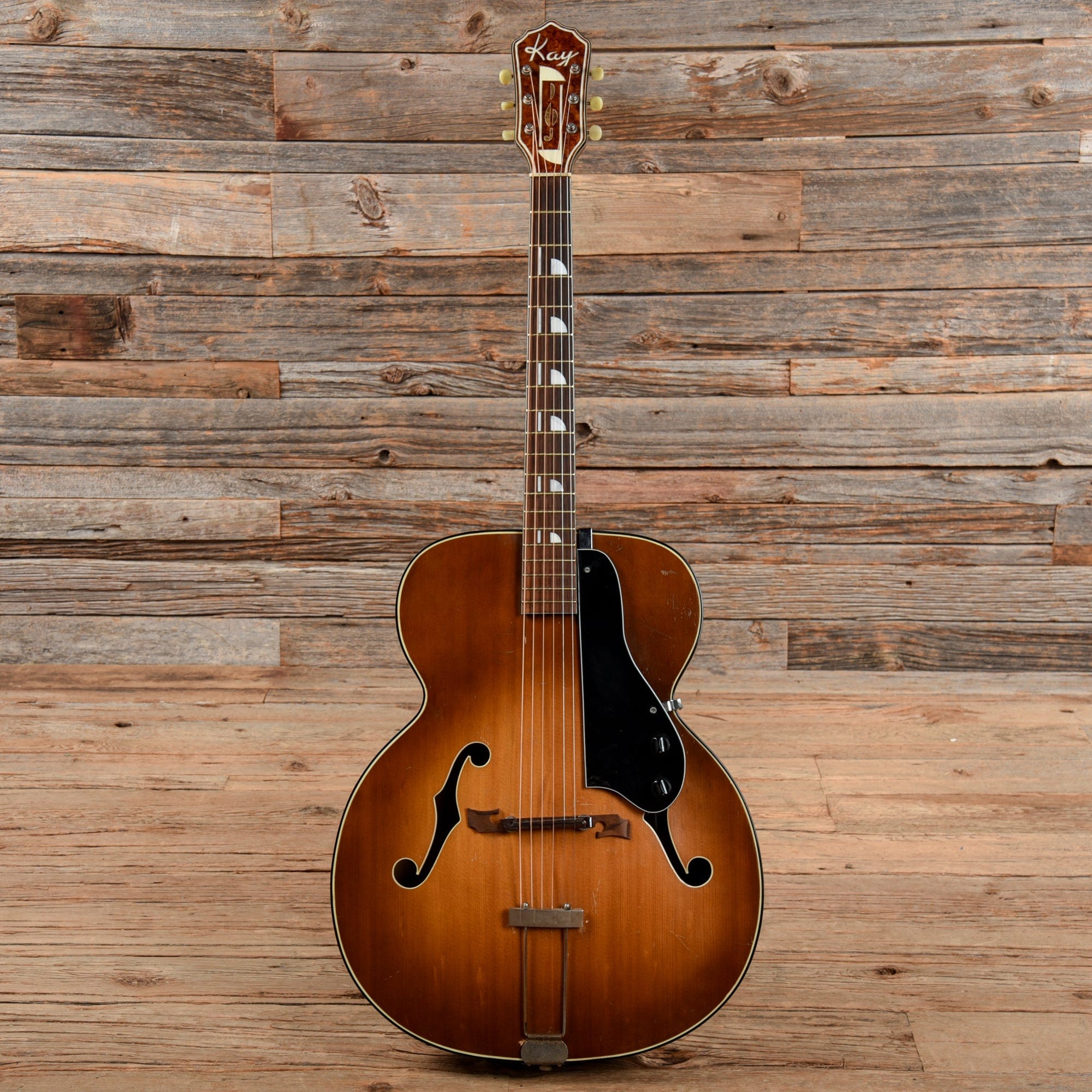 Kay Archtop Sunburst 1950s – Chicago Music Exchange