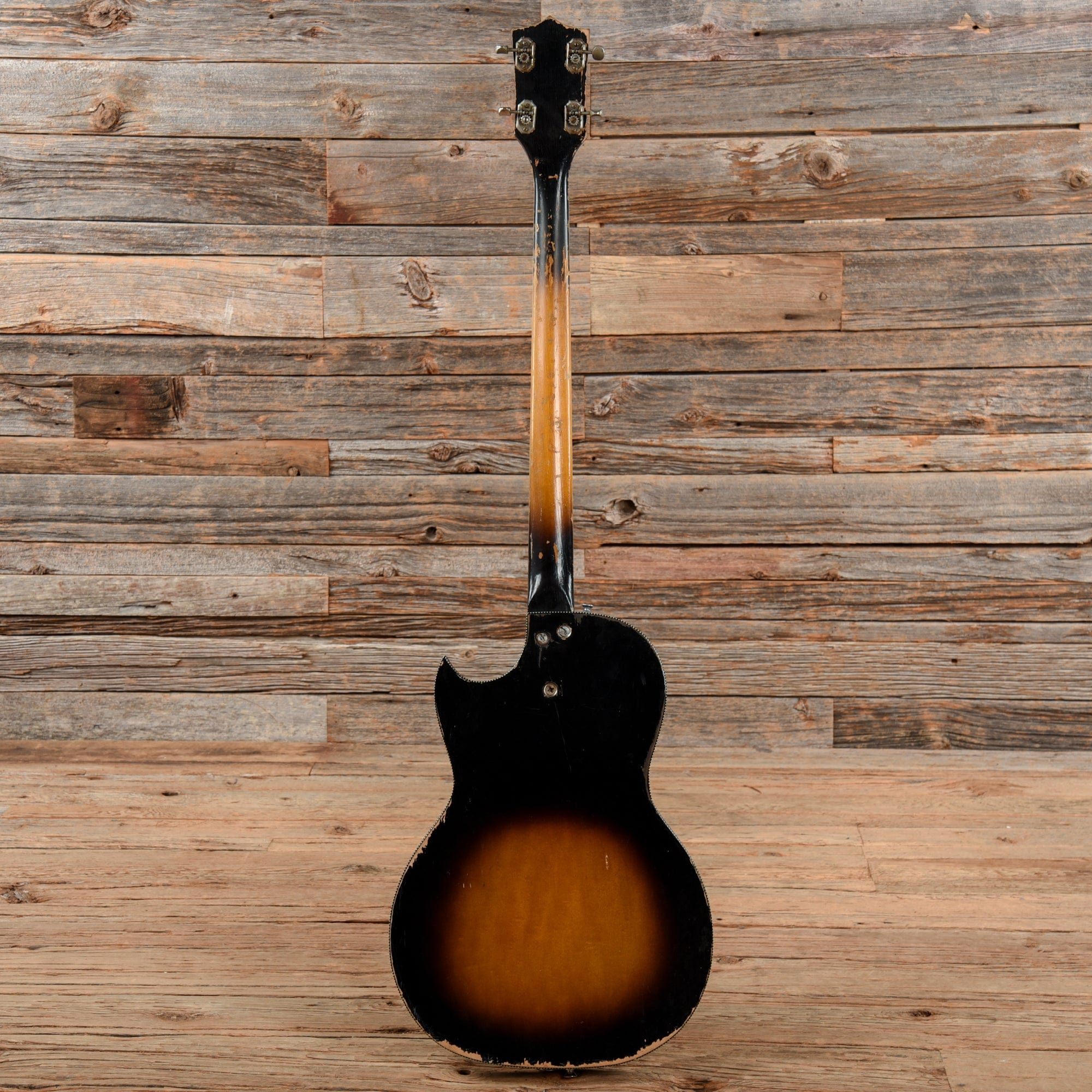 Kay Hollowbody Bass Sunburst 1965 – Chicago Music Exchange