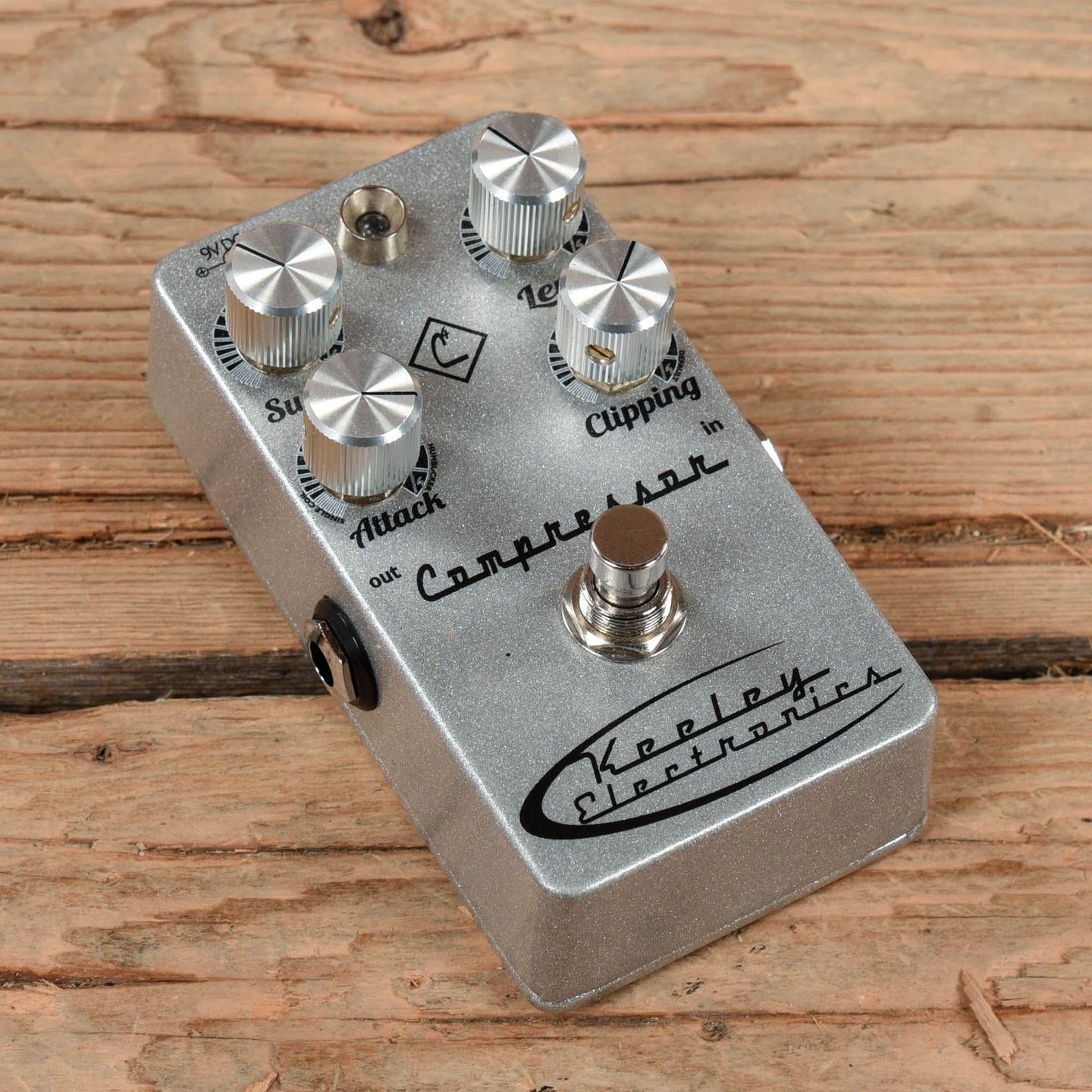 Keeley C4 4-Knob Compressor – Chicago Music Exchange